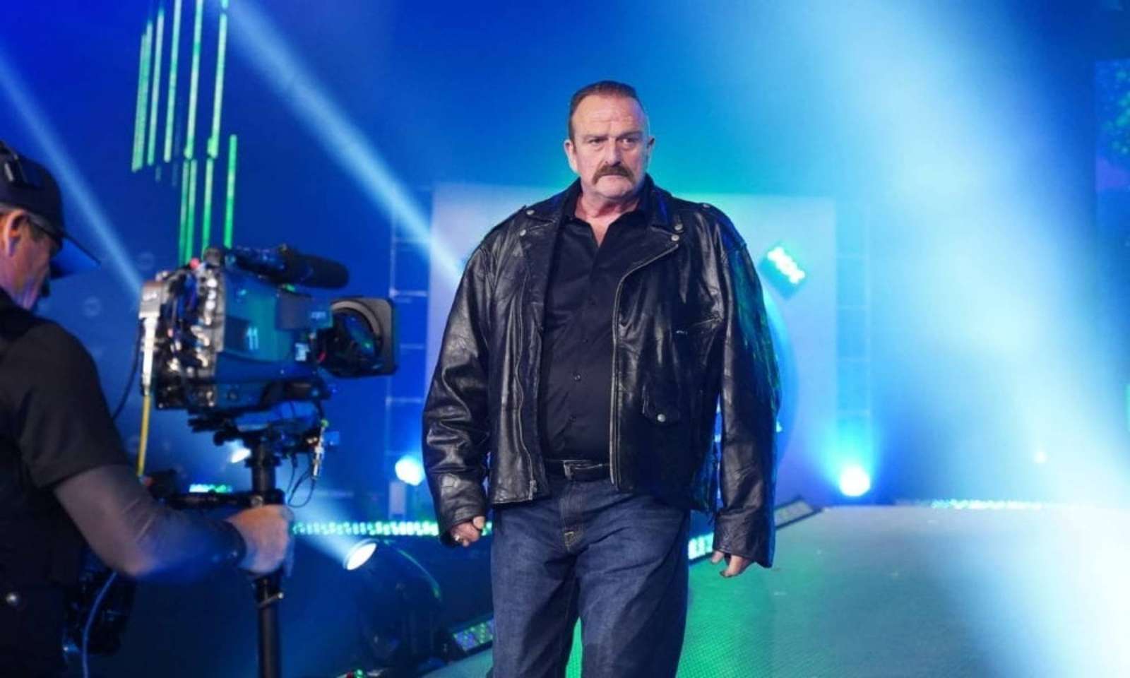 Wrestling legend Jake the Snake Roberts heaps praise on Jordan Gill ...