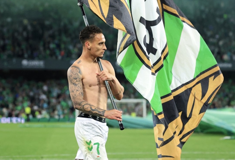 Isco wants crowdfunding campaign to sign Manchester United star