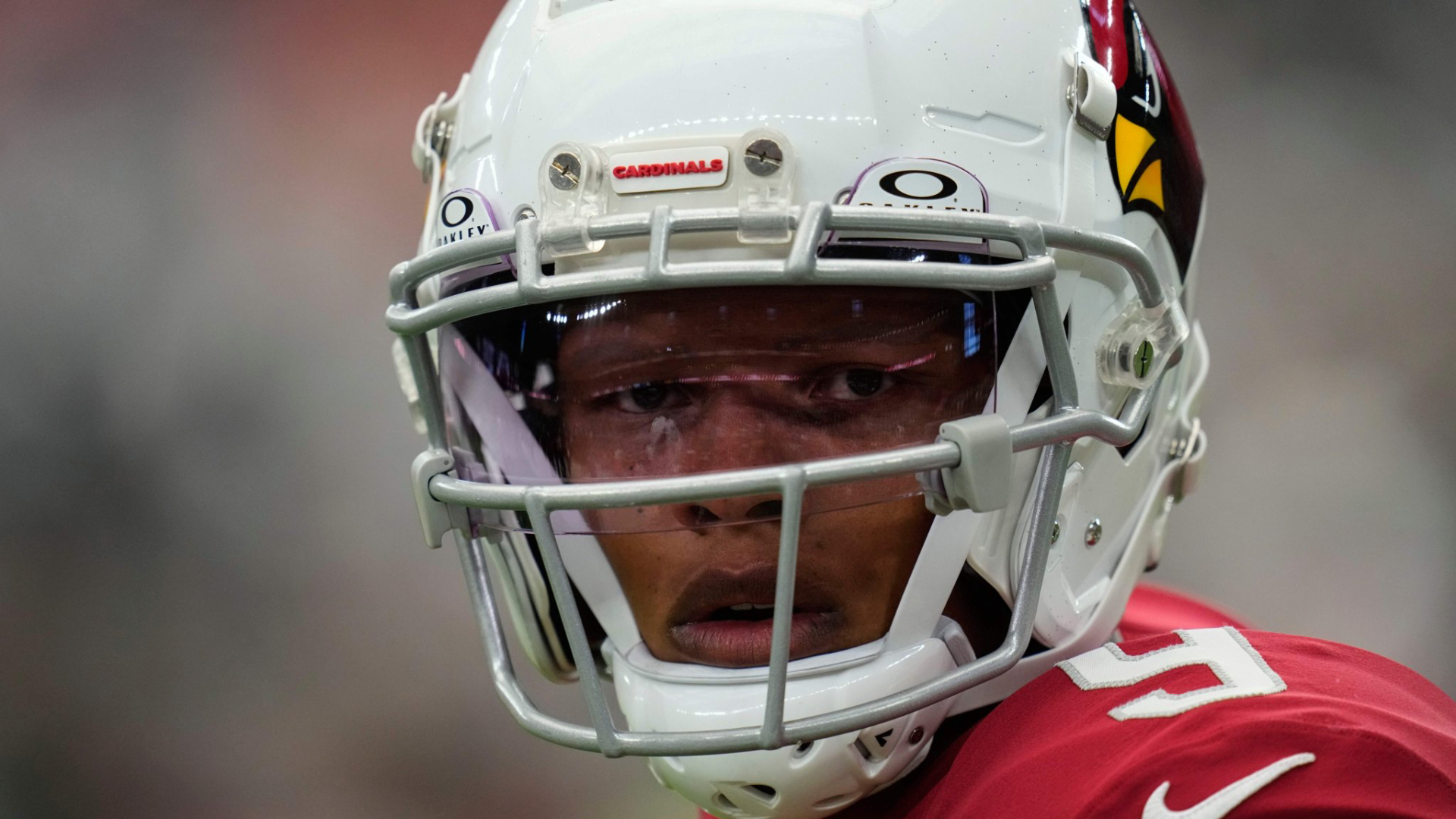 Joshua Dobbs, el quarterback de Arizona Cardinals intenta comprar su ...