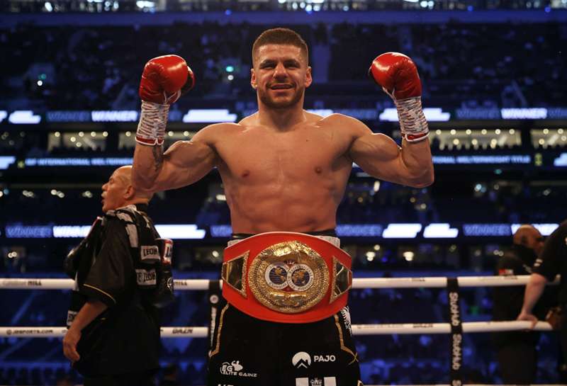 What time is Florian Marku’s fight tonight? Ringwalks, running order ...