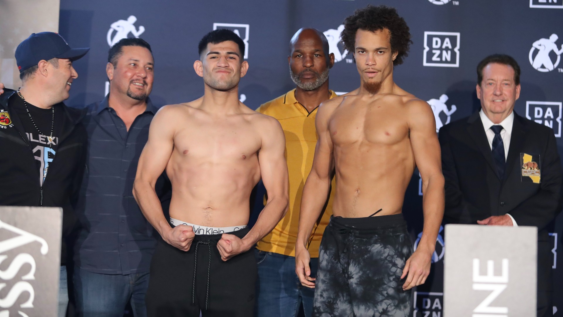 What time is Alexis Rocha vs. Blair Cobbs tonight? Ringwalks, running ...