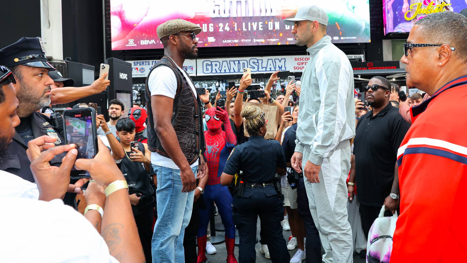 When is Floyd Mayweather vs. John Gotti III? Ticket info, fight card ...