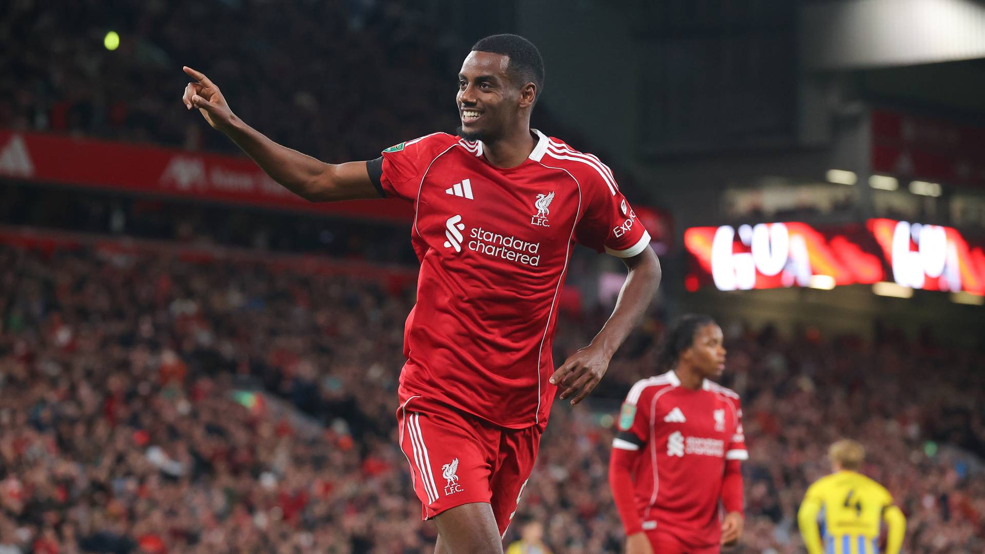 Alexander Isak handed major injury boost ahead of Liverpool return ...