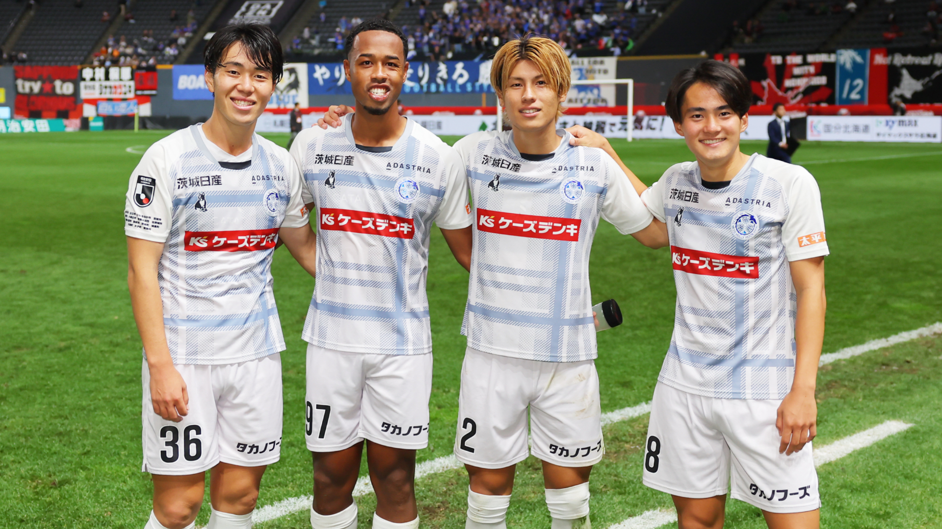 【週末J2まとめ｜第34節】敵地で勝利した水戸が首位に返り咲き。仙台は鳥栖との上位対決を制して4位に浮上｜Jリーグ | DAZN News JP