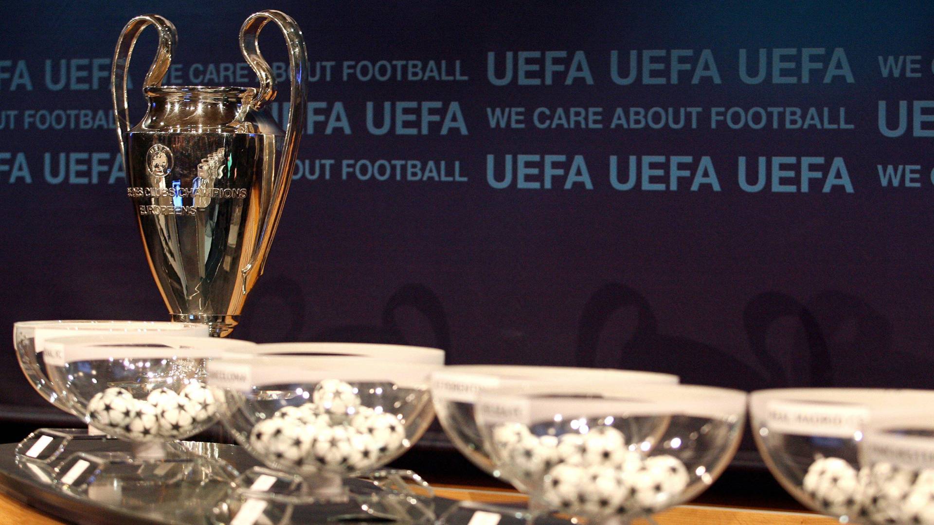 LIVE-STREAM: Auslosung der Gruppenphase der Champions League | DAZN News DE