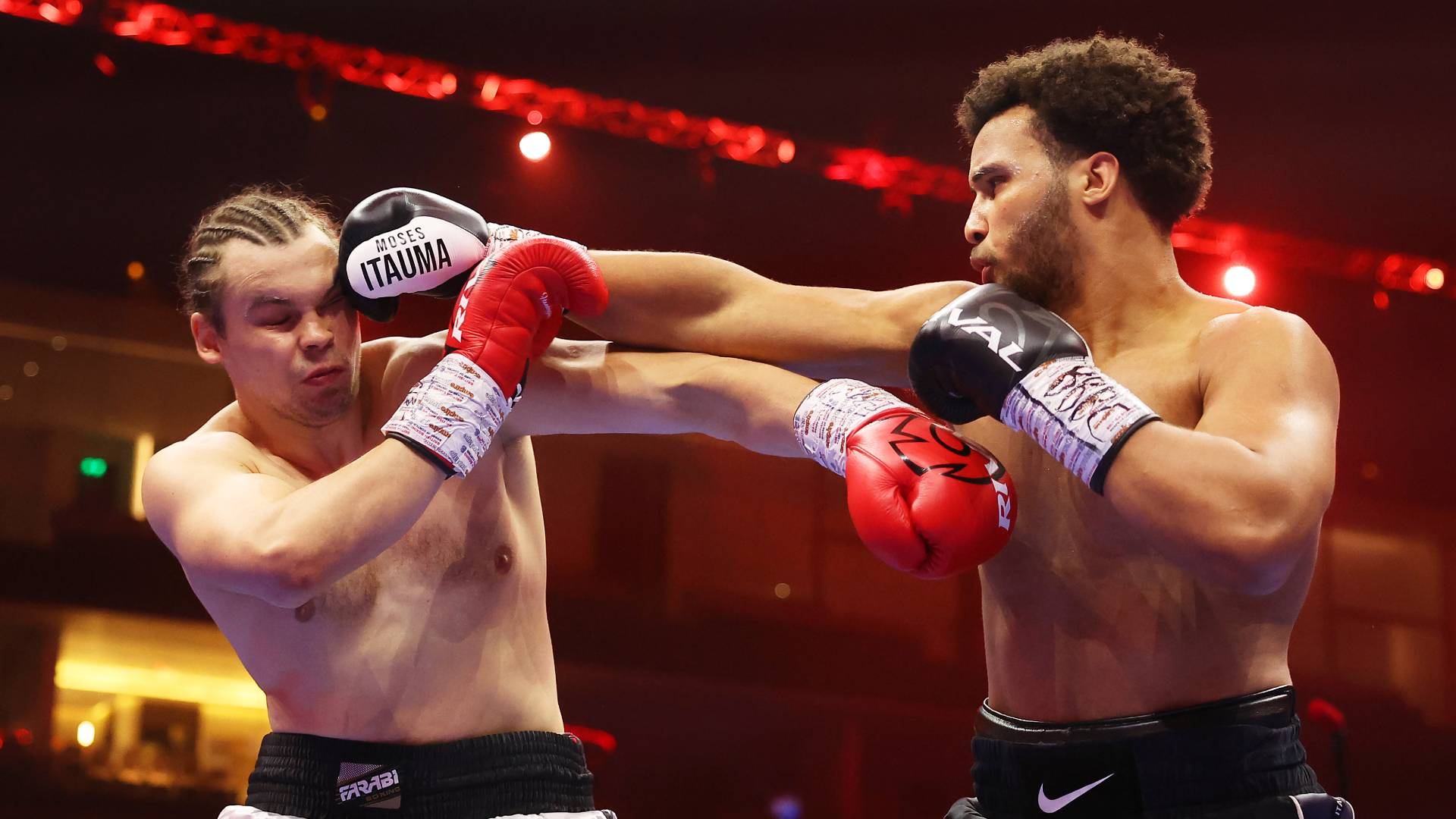 Moses Itauma vs. Dillian Whyte: Datum, Uhrzeit, Übertragung - die Fakten zum Boxkampf | DAZN News AT