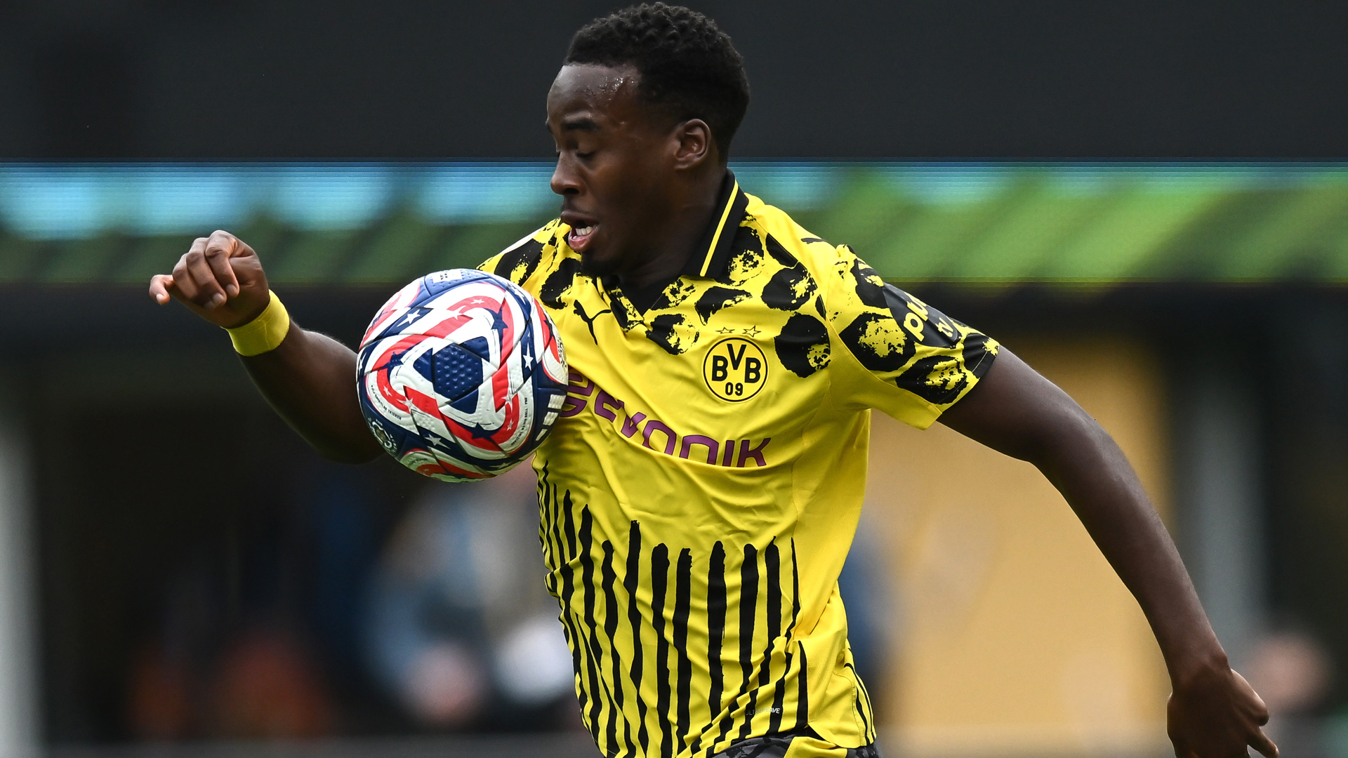 BVB: Warum ist Jamie Gittens gegen Ulsan nicht dabei? | DAZN News AT