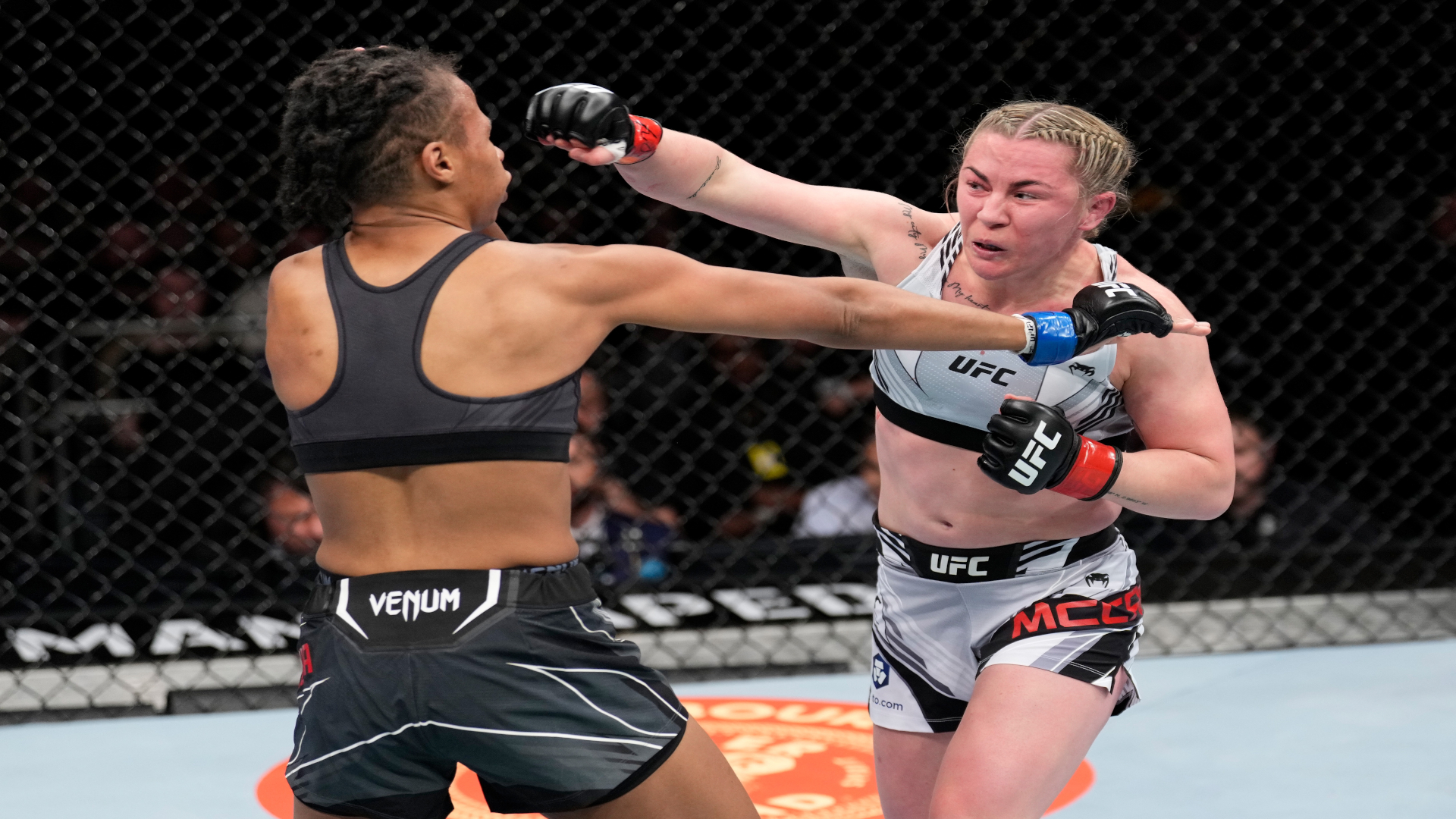 What time is Molly McCann’s fight tonight? Cage walks, running order ...