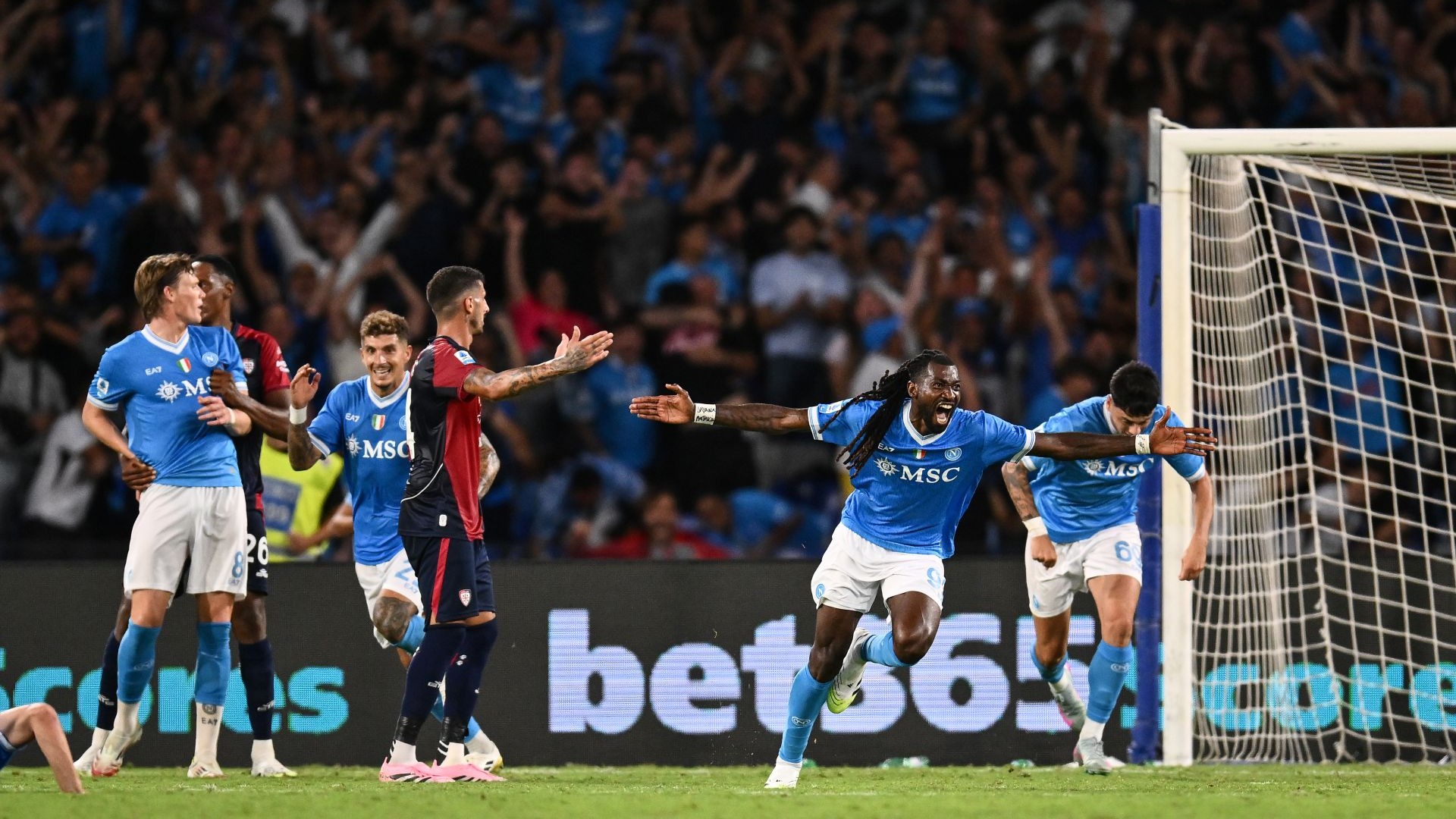 Napoli leave it late to edge Cagliari: Catch Serie A highlights now ...
