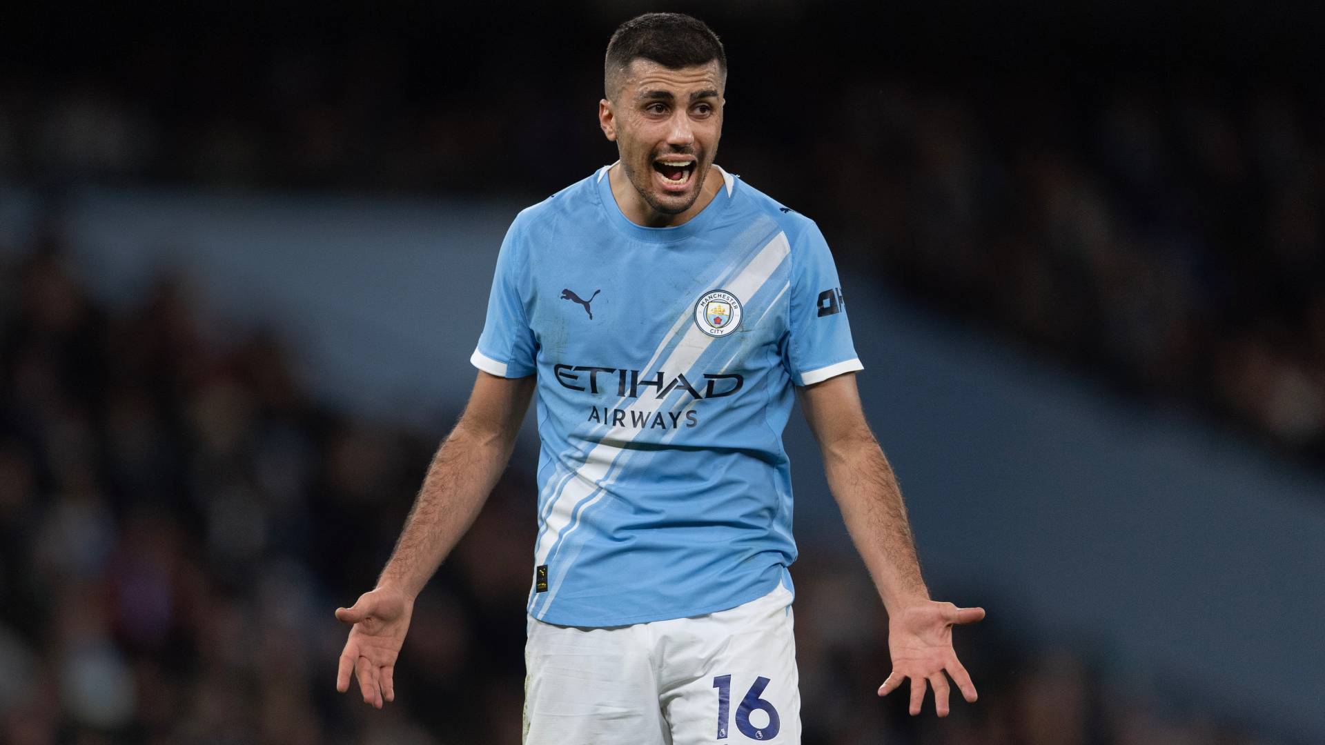 Ballon d'Or winning midfielder to make big decision on future after ...