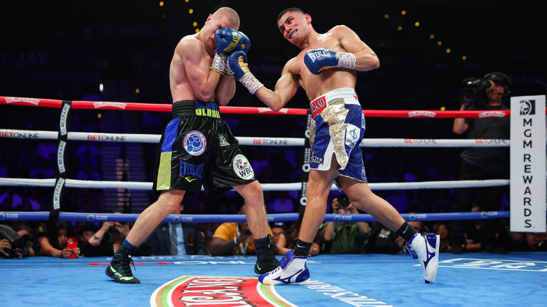 Who won the boxing last night? Serhii Bohachuk vs. Vergil Ortiz Jr. and ...