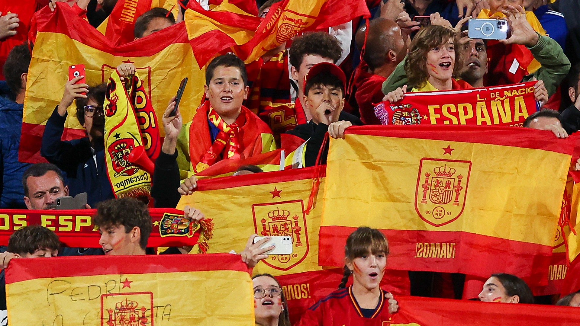 ¿Por qué a España le llaman "La Roja? | DAZN News ES