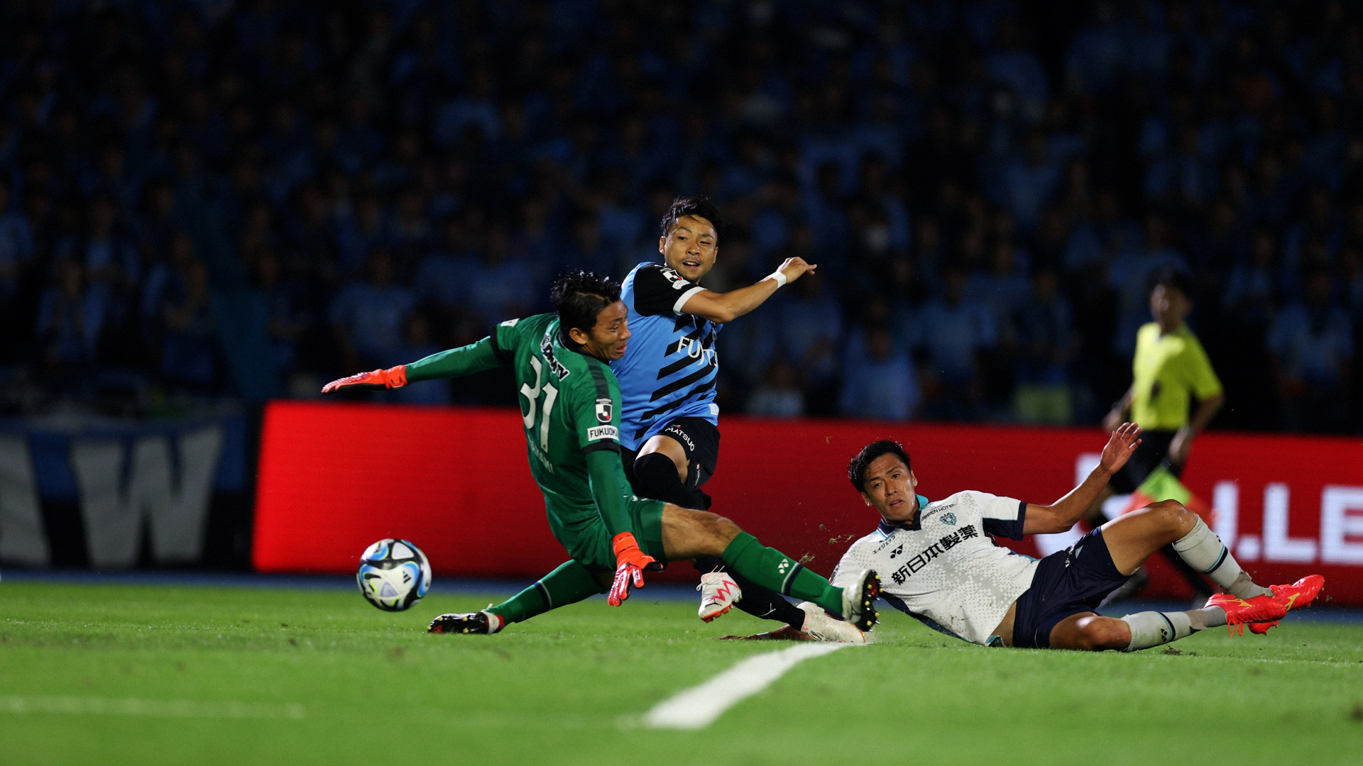【動画】これぞ等々力劇場！川崎Fが終盤の3ゴールで福岡に劇的な逆転勝ち！浦和は小泉の1G1Aで柏を下す ｜ 10月20日結果まとめ ｜ Jリーグ | DAZN News JP