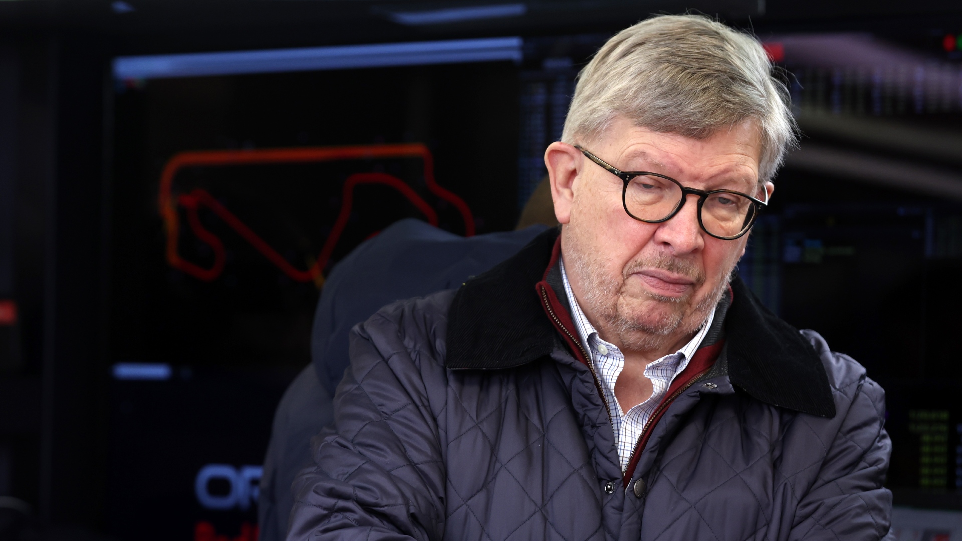 Ross Brawn valora los pontones del nuevo y revolucionario Mercedes: "Es una interpretación muy ...