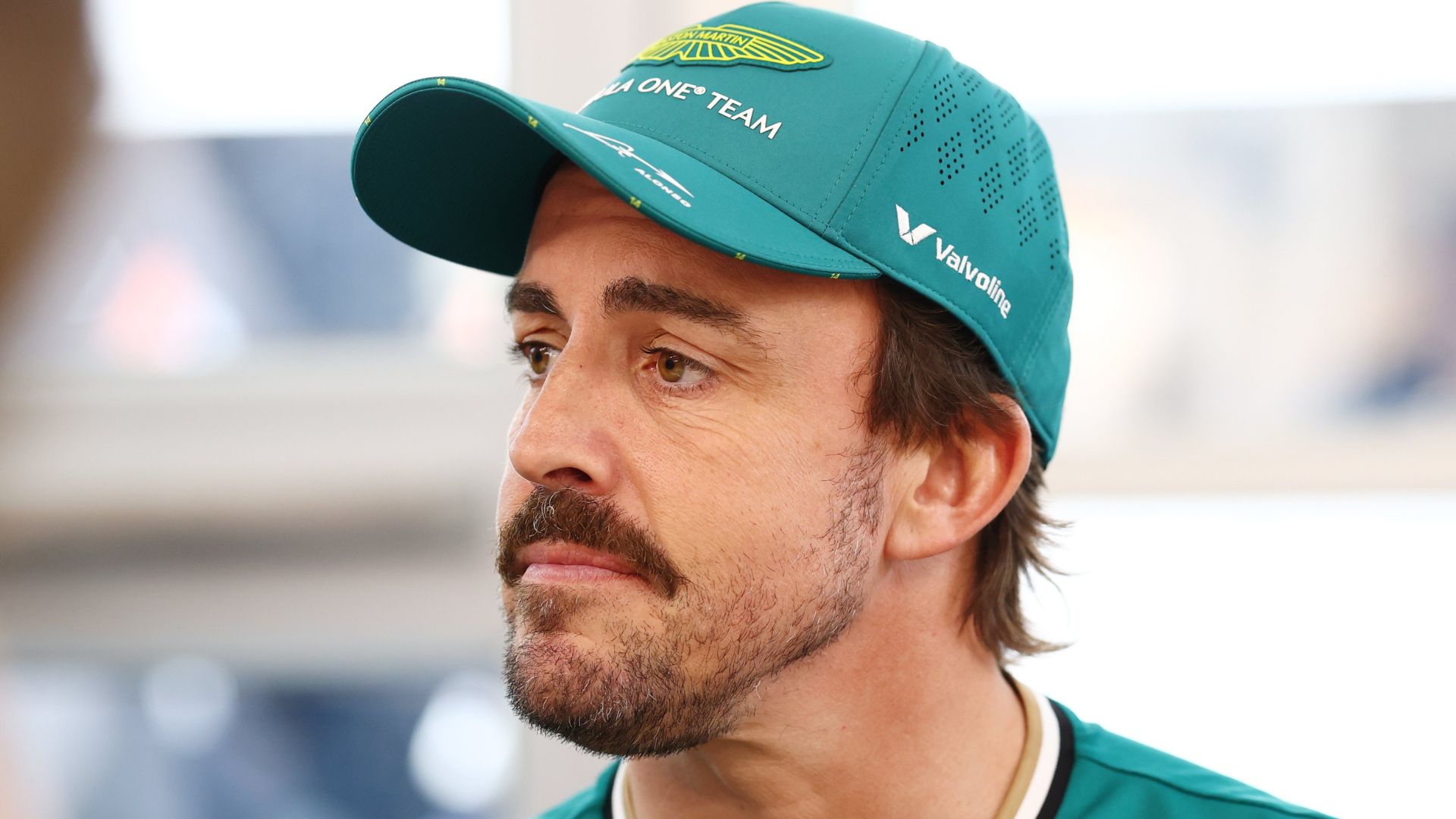 Fernando Alonso está convencido de que el bigote va a ser tendencia en ...