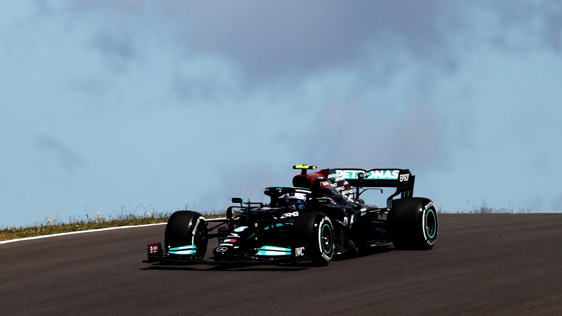 第3戦ポルトガルGPフリー走行1回目はボッタスがトップ…角田裕毅は13番手タイム｜ F1 | DAZN News JP