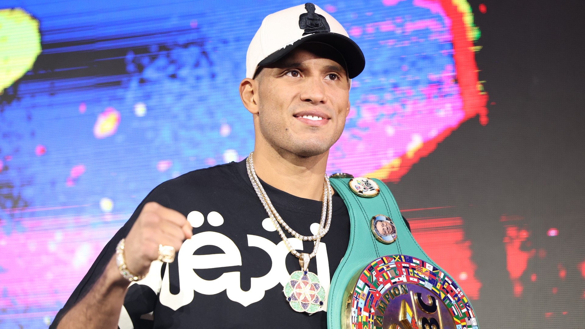 David Benavidez includes legendary heavyweight with 44 knockouts when ...