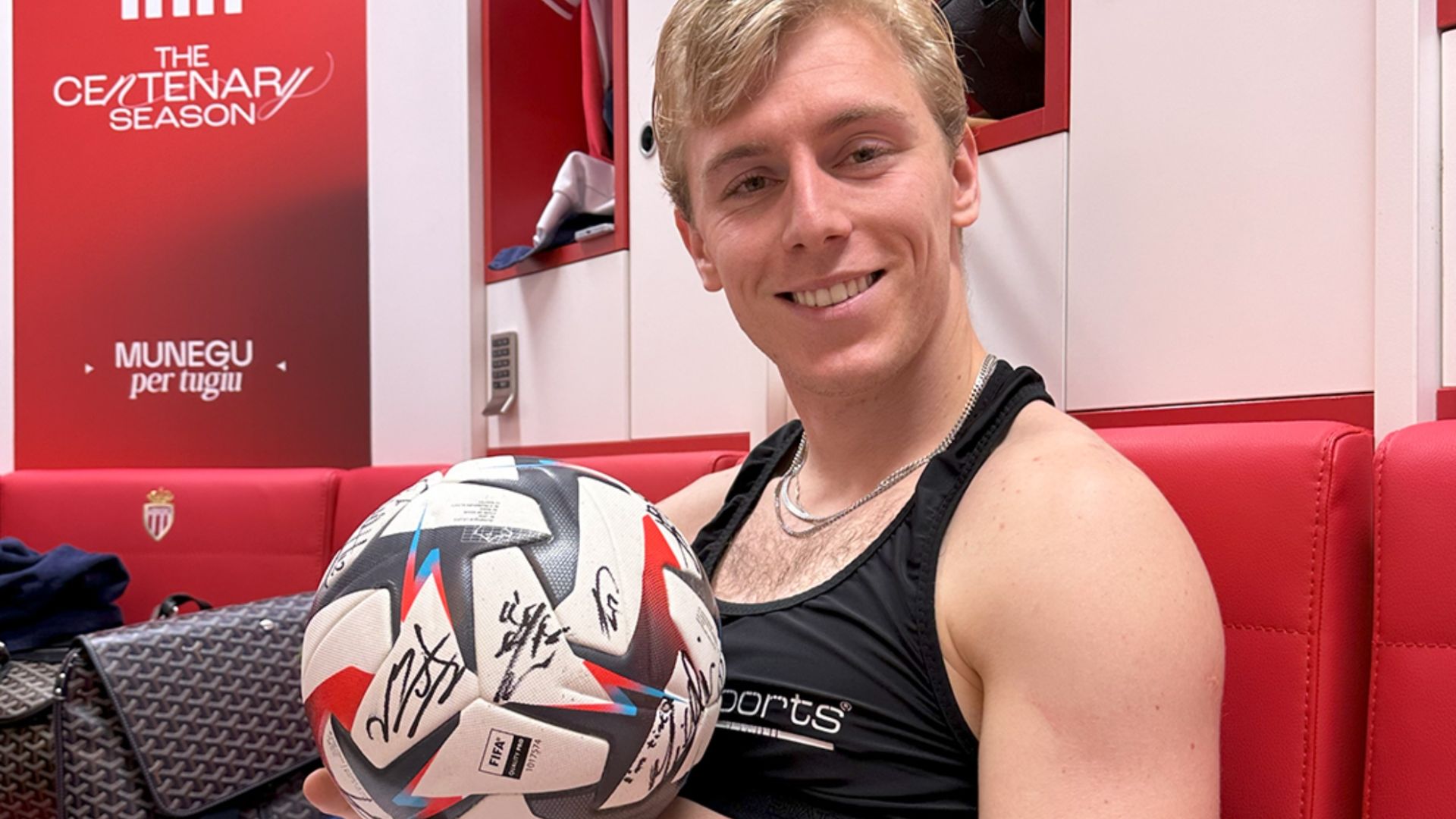 ¿Quién es y cómo juega Mika Biereth? El delantero que dejó escapar el ...