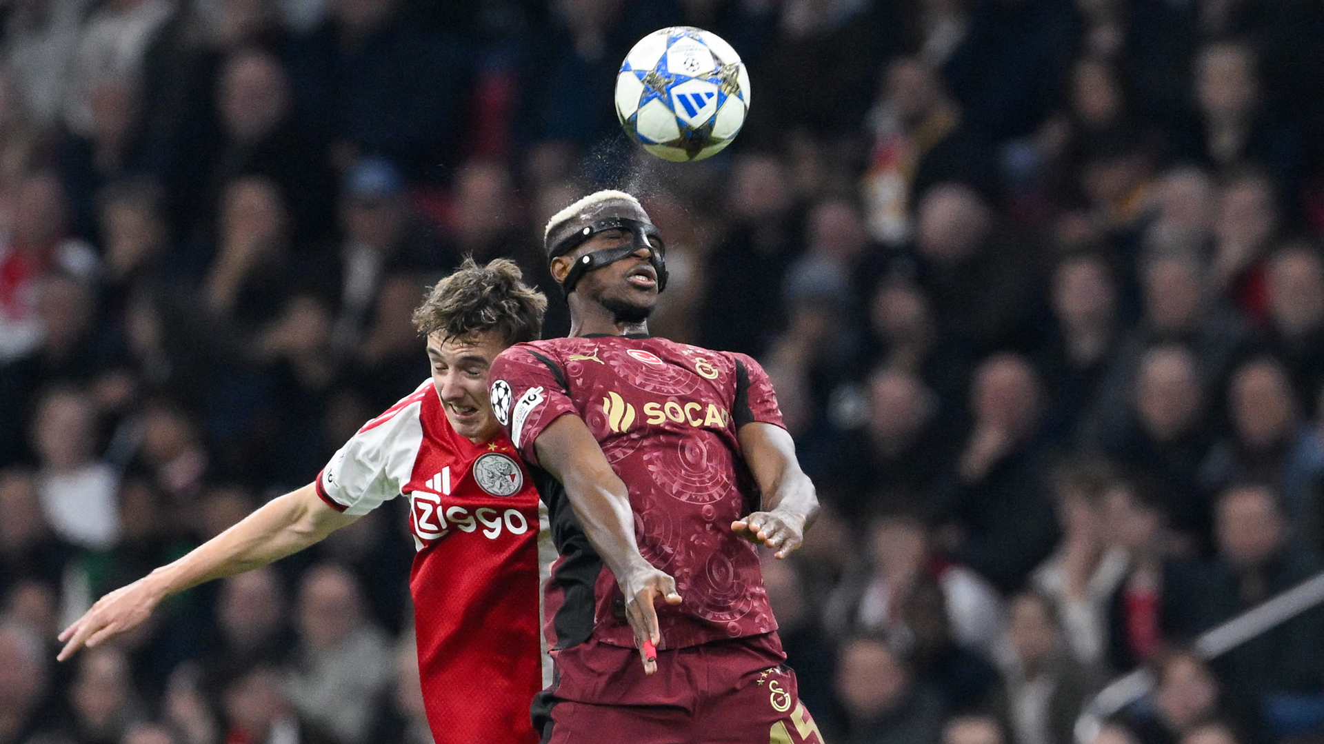 Osimhen-Hattrick: Galatasaray schießt Ajax in Amsterdam ab | DAZN News DE