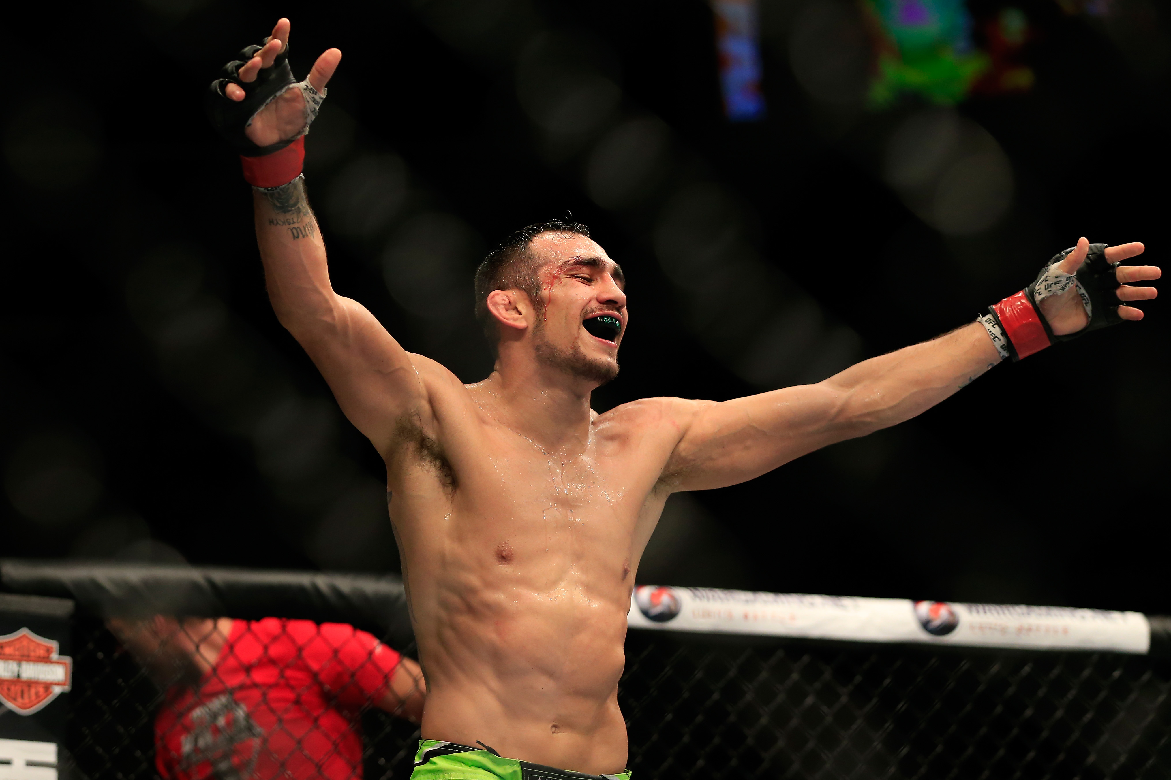 Blindfolds and 'Hell Week': Inside Tony Ferguson's crazy training ...