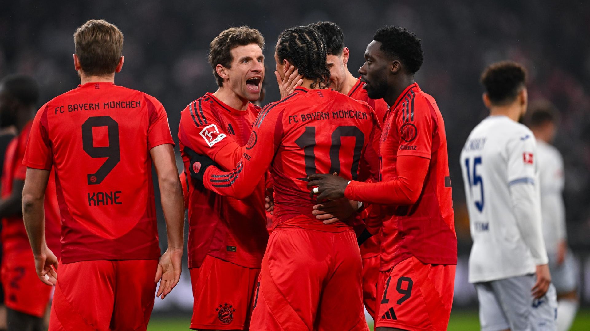 FC Bayern München: Aufstellung, Kader, Ausfälle gegen Auckland City | DAZN News DE