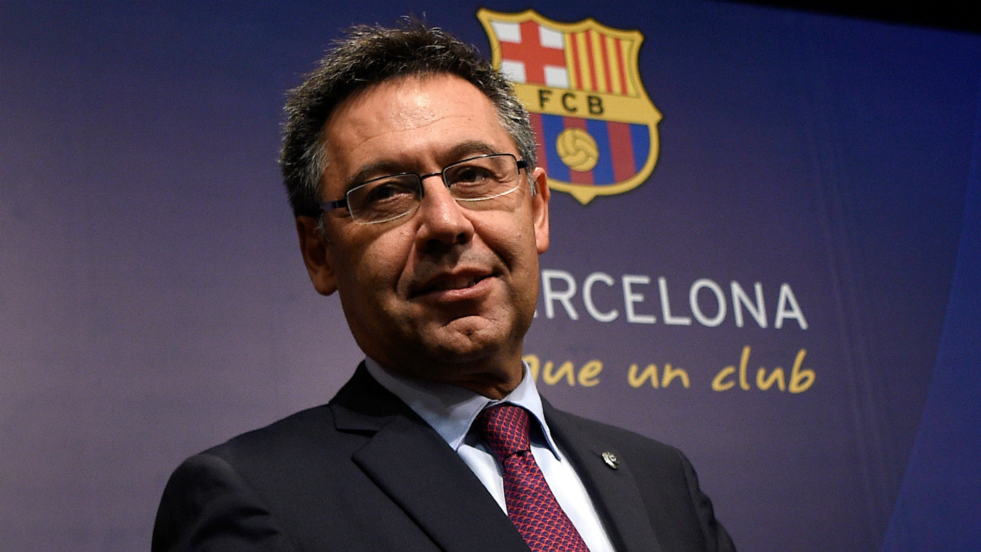 Bartomeu resigns as Barcelona president as entire board steps down ...