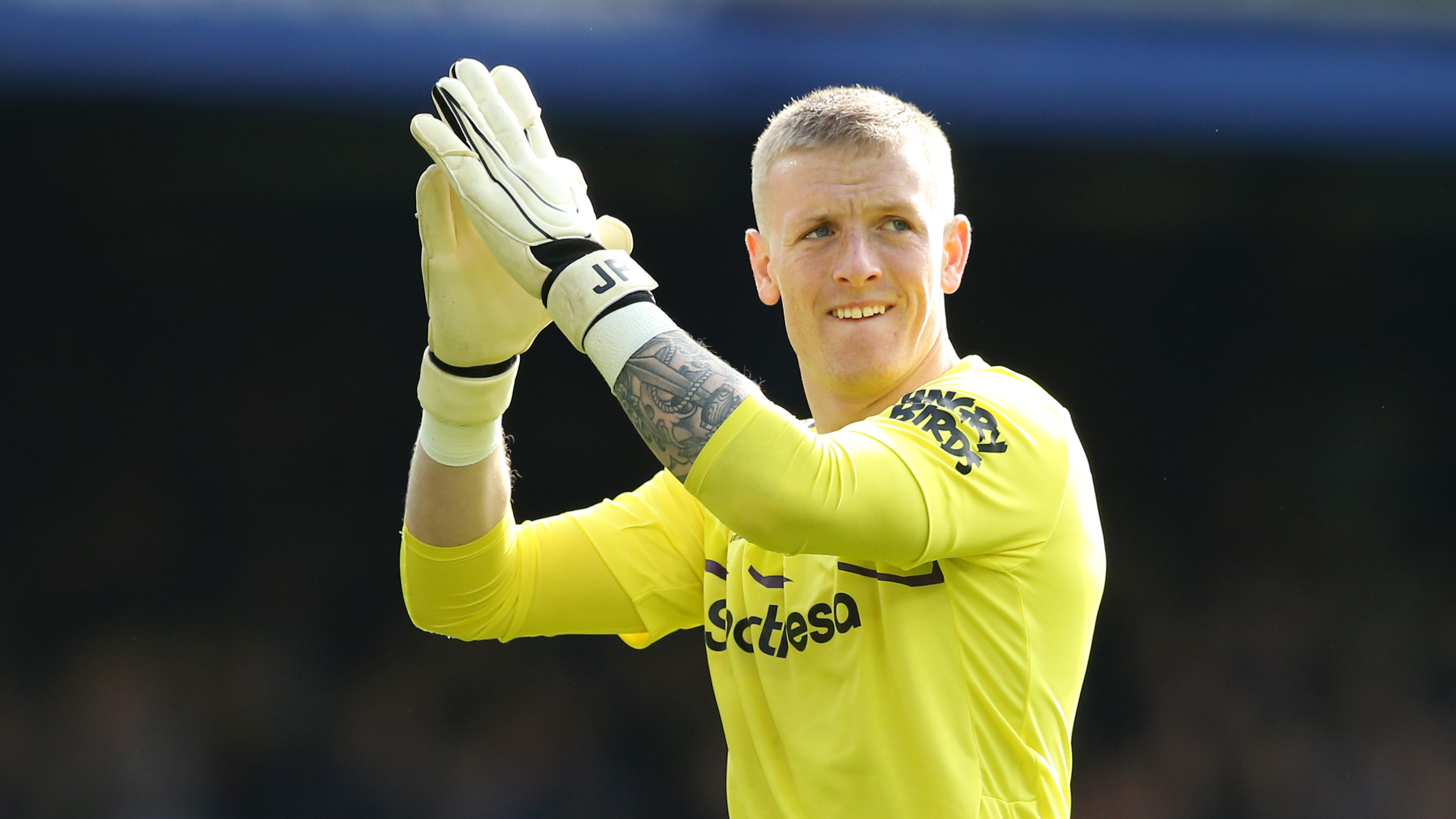 Pickford doesn't want to see Everton sack Silva as he calls for unity ...