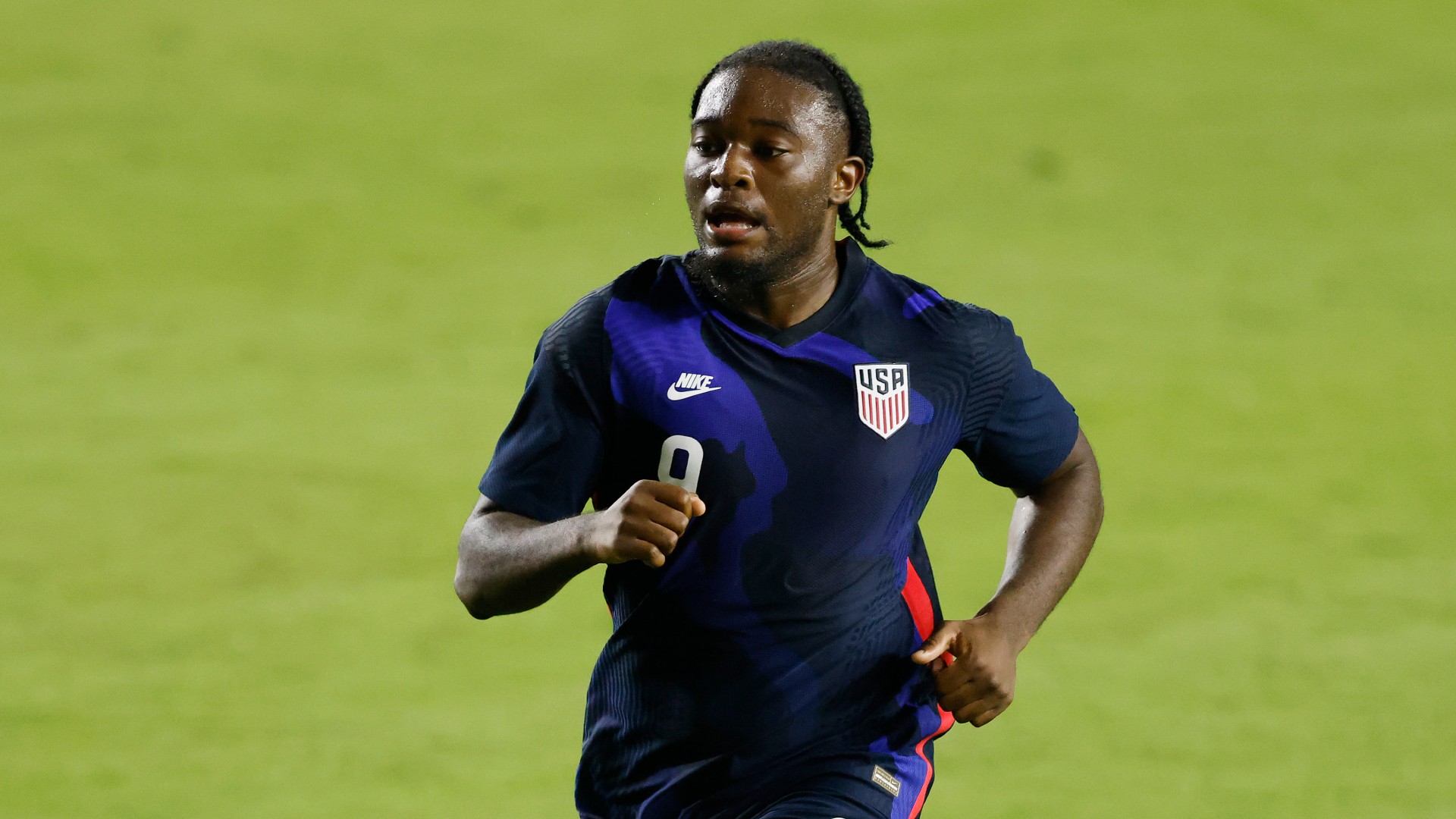 Toronto FC striker Akinola ditches Nigeria & USA for Canada | Sporting ...