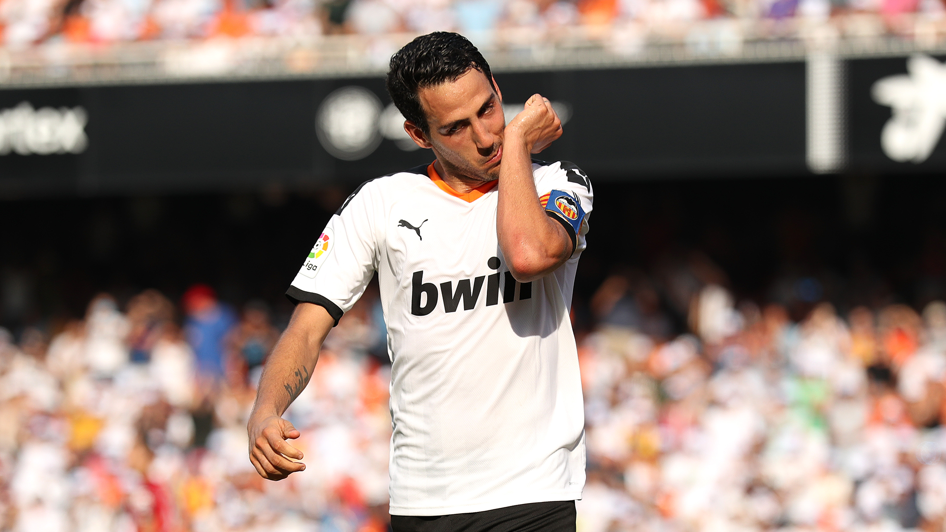 Parejo and Coquelin set to leave Valencia for Villarreal in €13m deal ...