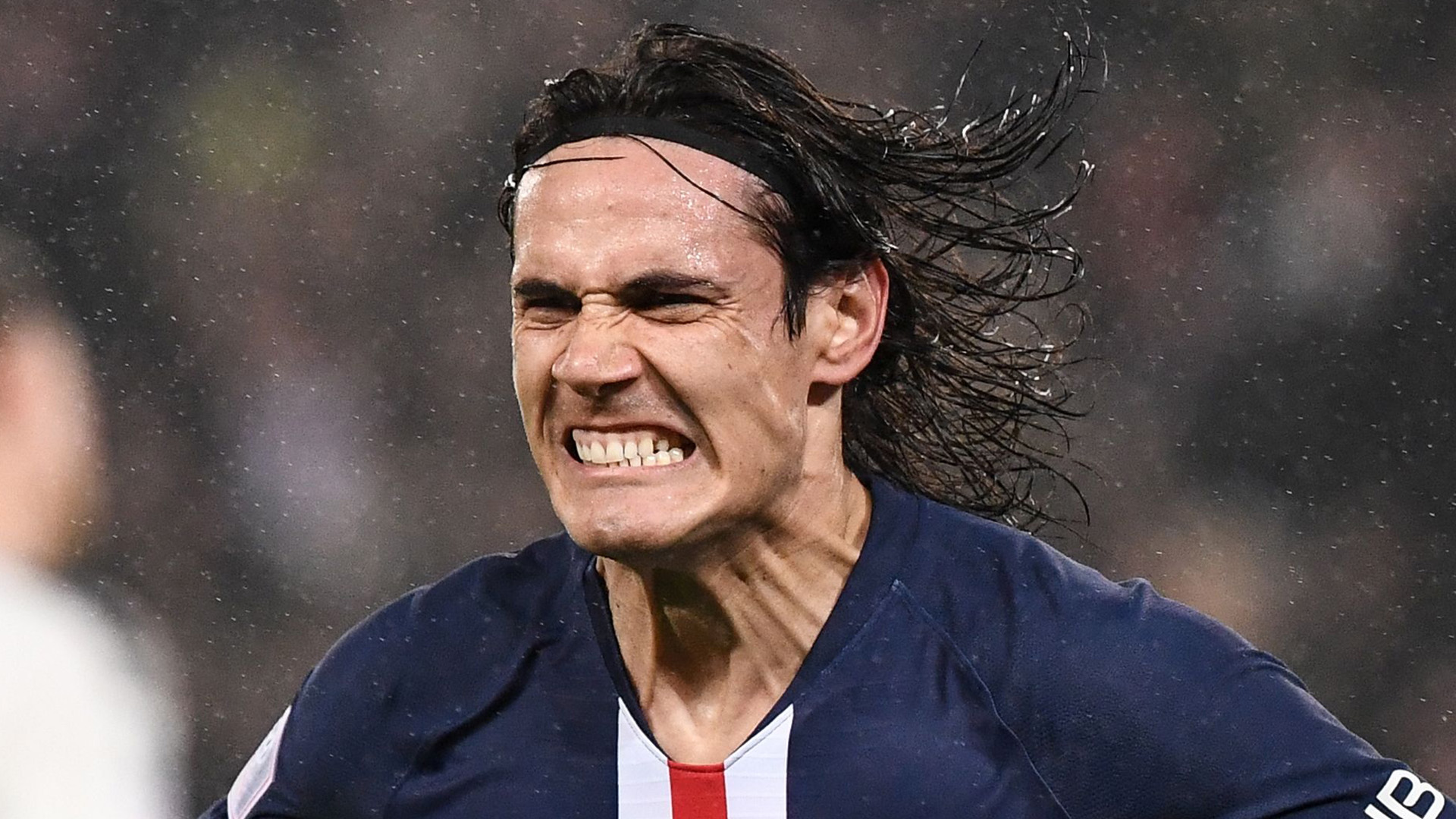 Cavani won't make Man Utd debut against Newcastle as he's forced to ...
