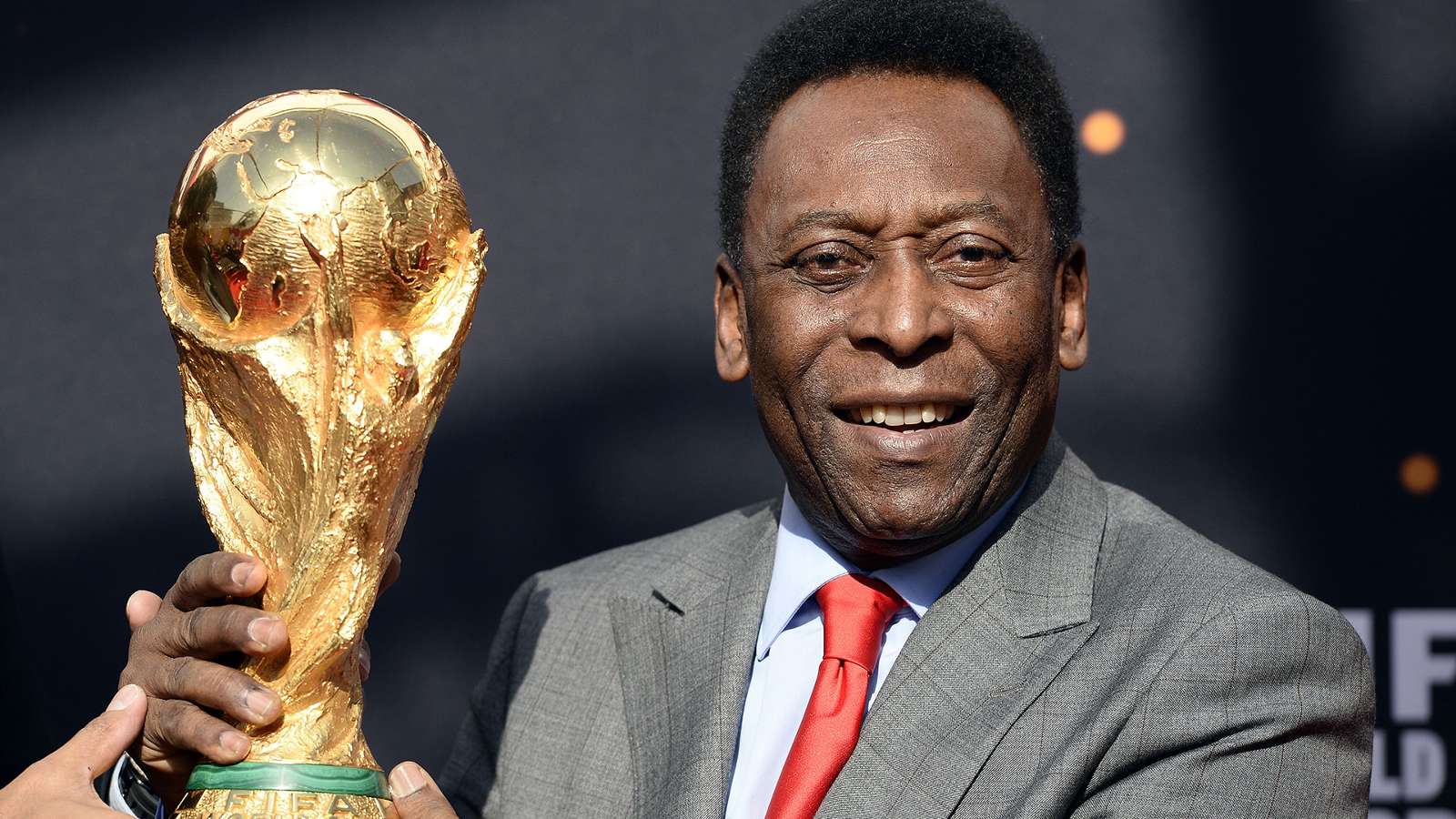 Pele stats: Goals, World Cup wins & all the Brazil legend's trophies ...