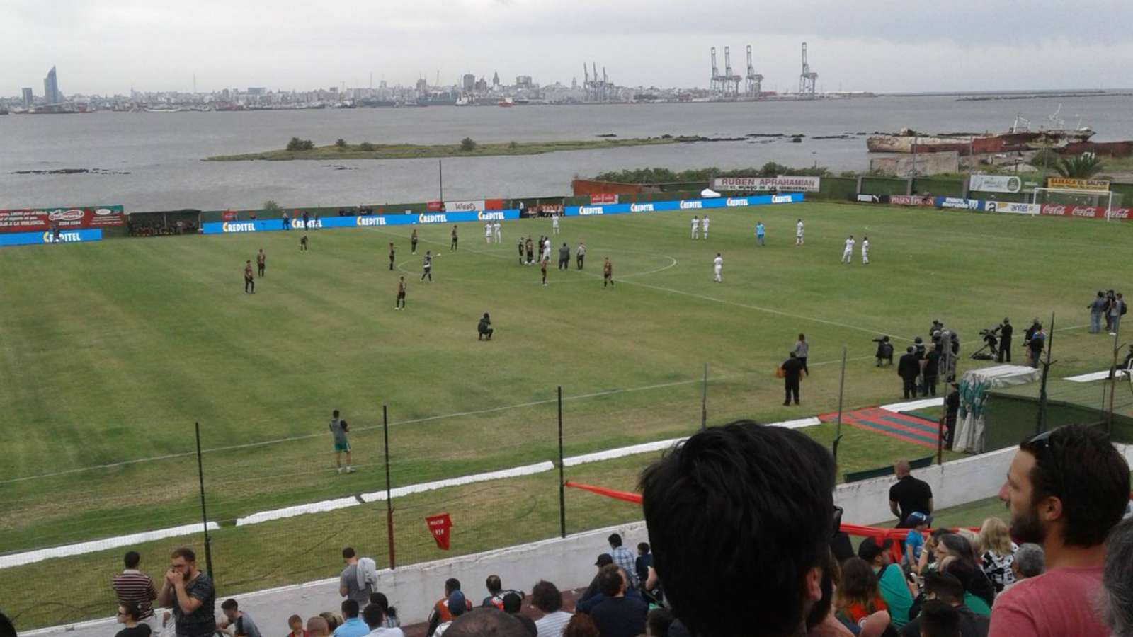 ¡Histórico! Después de 30 años, Rampla Juniors recibió a Nacional en el ...