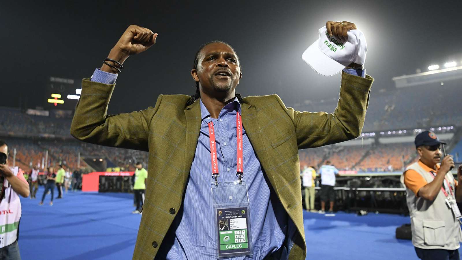 ‘Come on you Arsenal’ – Legendary Kanu celebrates defeat of Manchester ...