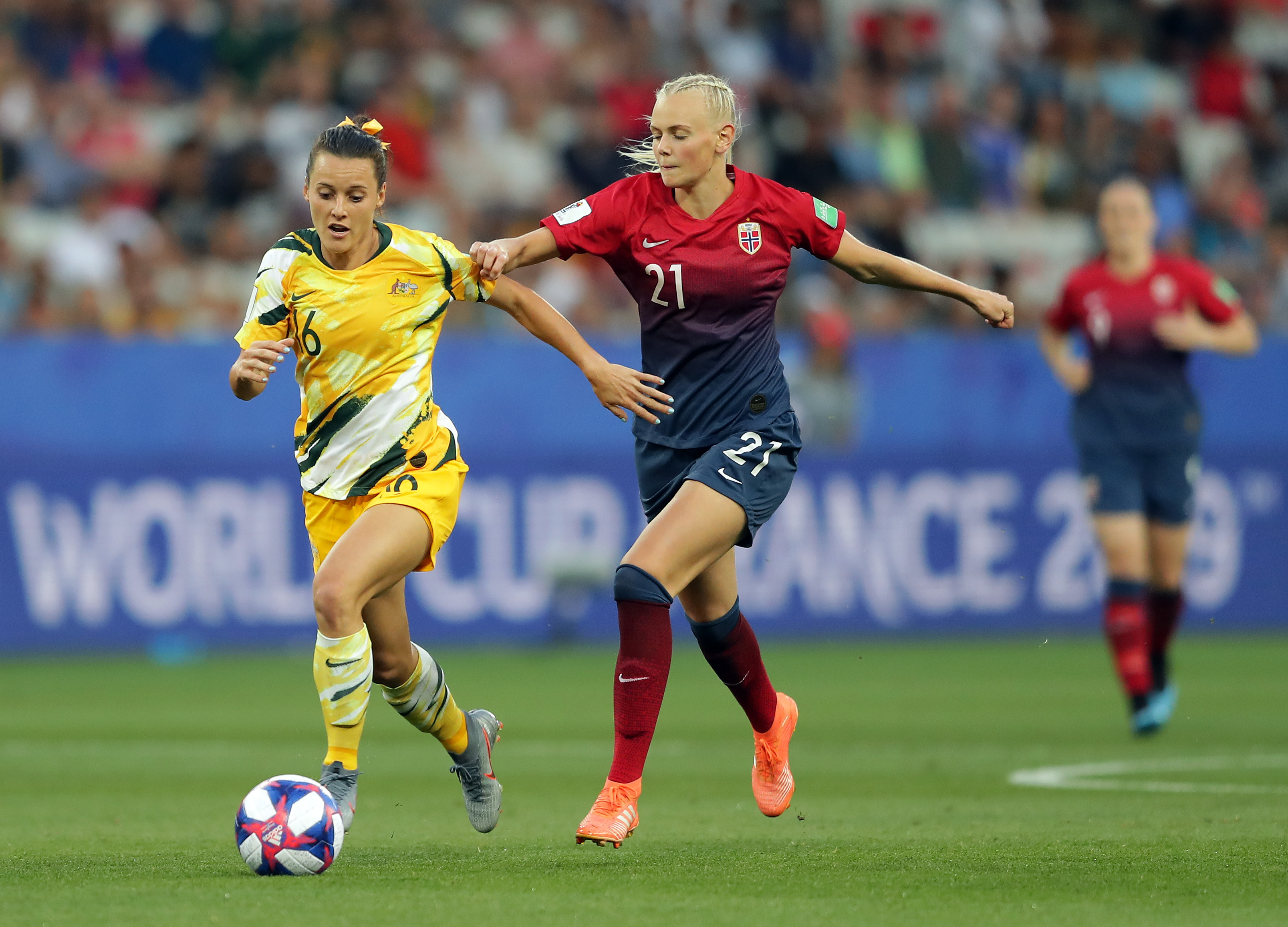 Everton Women sign Australian international Hayley Raso | Sporting News ...