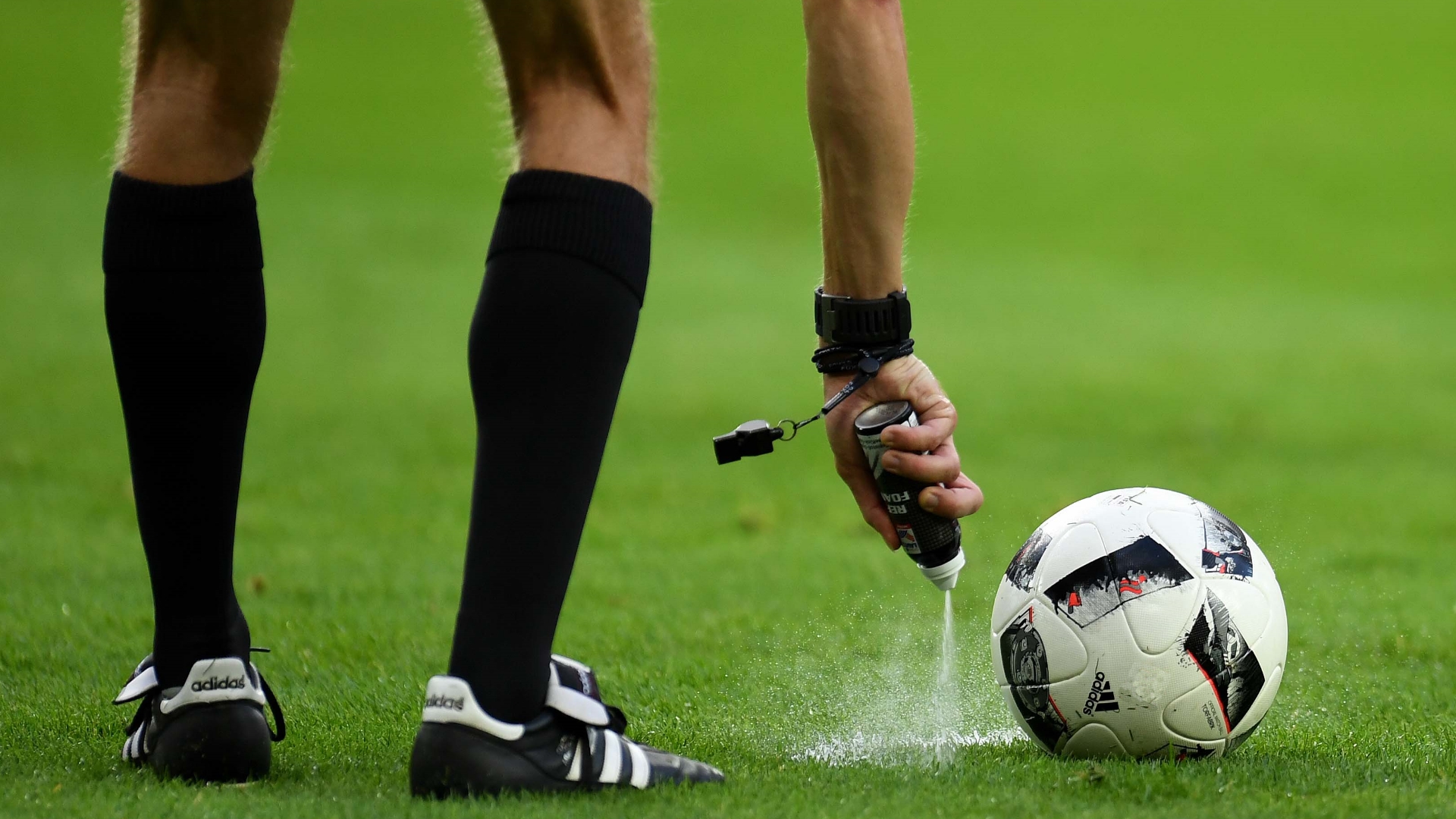 WATCH: Polish team produce worst free kick of all time | Sporting News ...