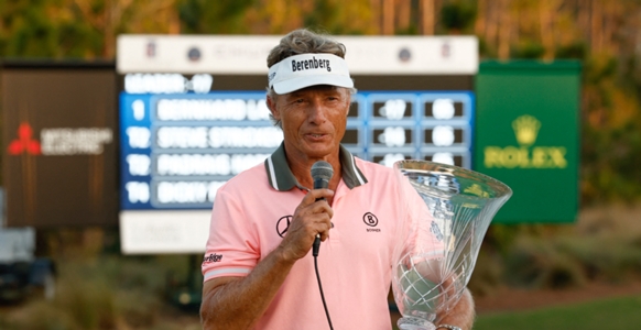 Mit 45. Sieg: Langer schreibt Golf-Geschichte | DAZN News Deutschland