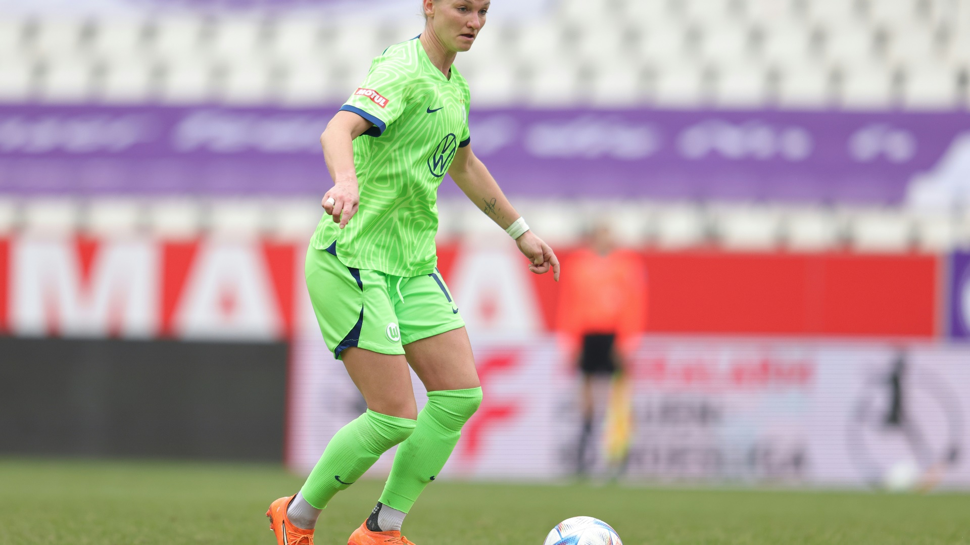 Wolfsburg ohne Popp, aber mit Hegering gegen Arsenal | DAZN News DE