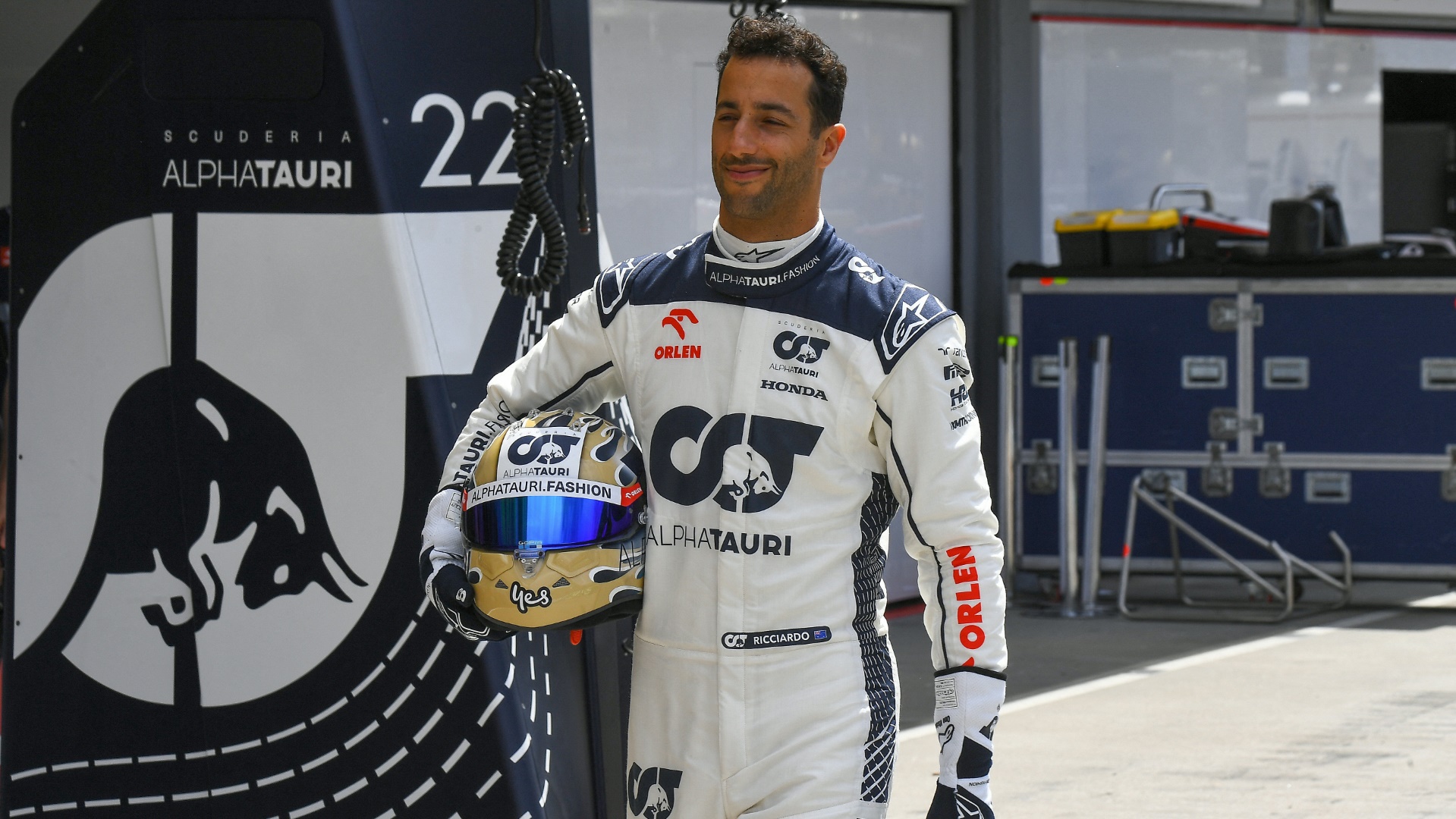 Rückkehrer Daniel Ricciardo: "Traum" ist ein Red-Bull-Cockpit | DAZN ...