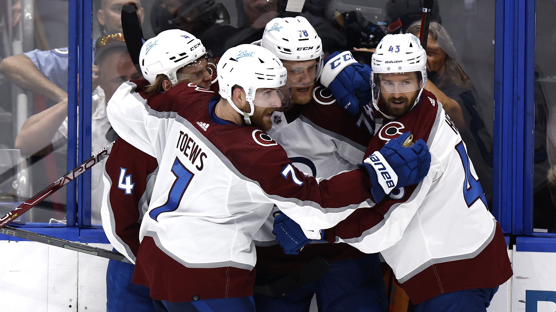 Drama in der Verlängerung: Colorado gewinnt Spiel 4 und hat den ersten ...