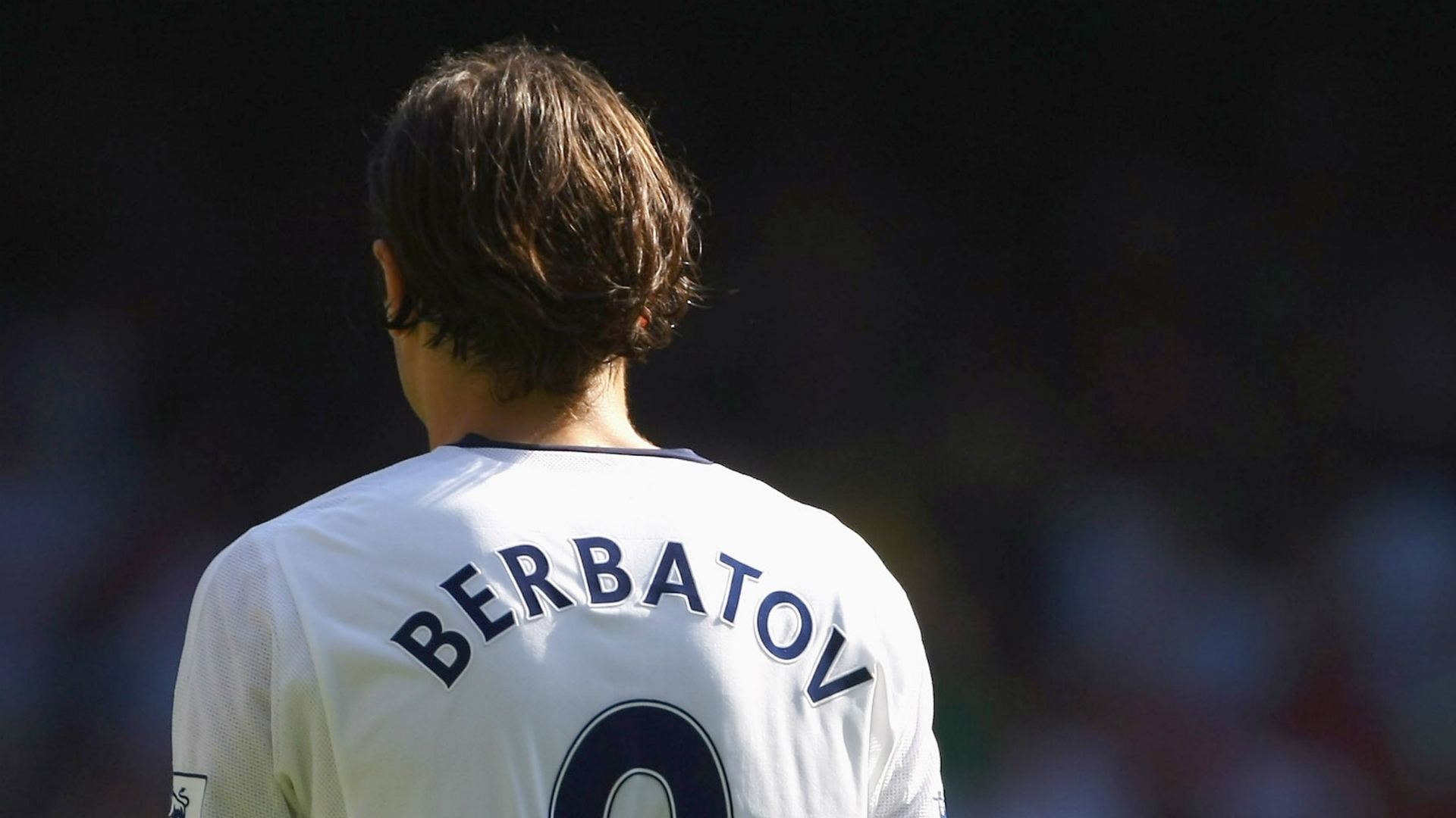 ‘Berbatov only spoke to team-mates at Man Utd!’ – Striker knew he was ...