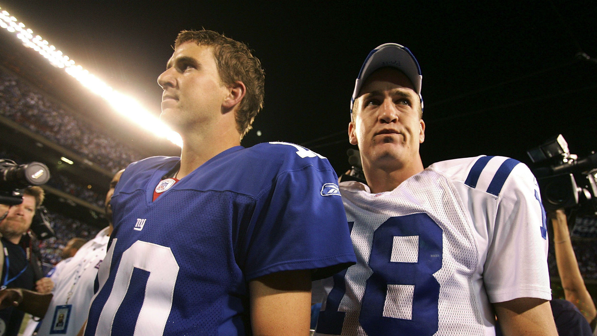 Peyton Manning analyzes brother Eli's performance | Sporting News Canada