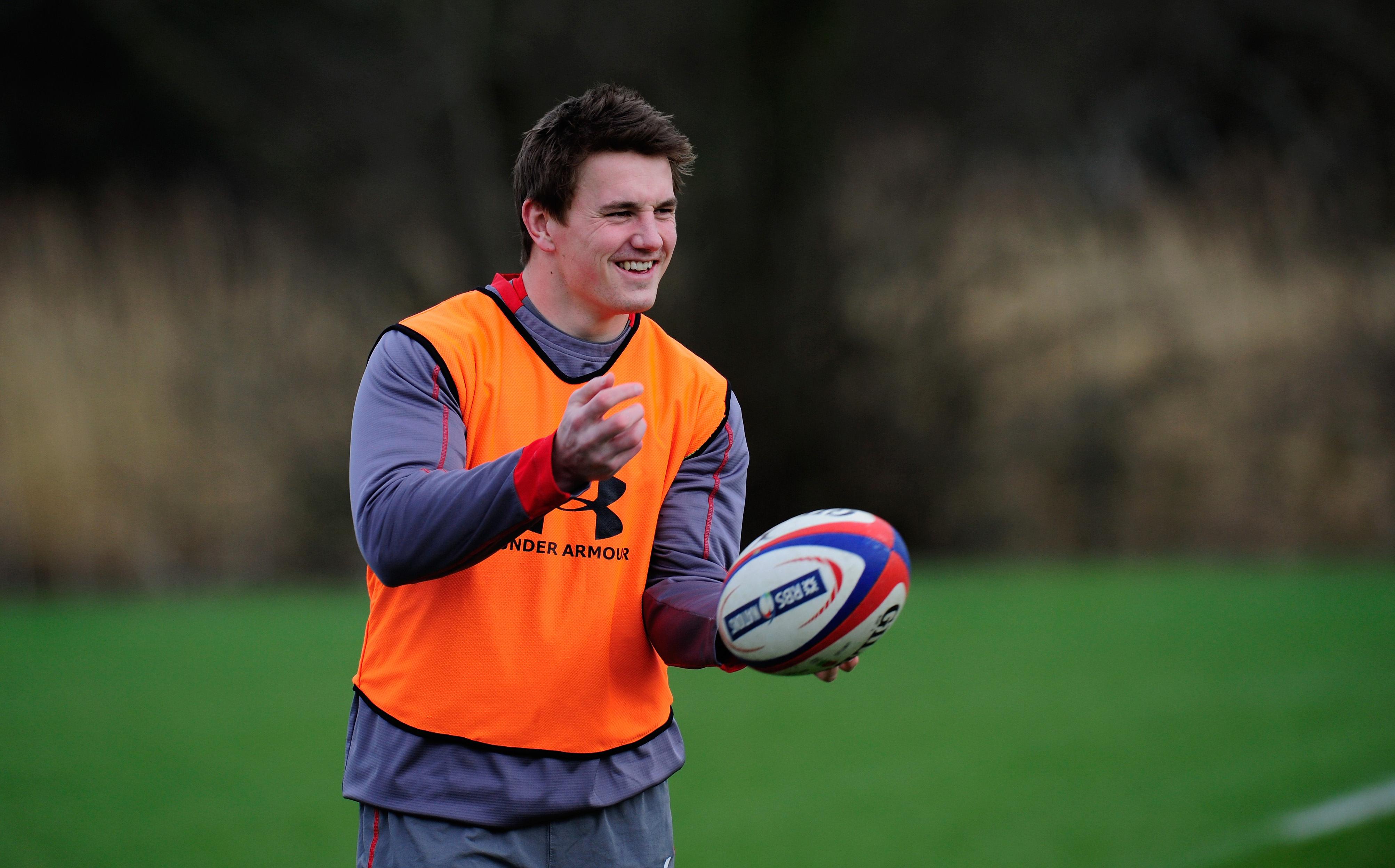 Wales wait on Jonathan Davies ahead of November internationals ...