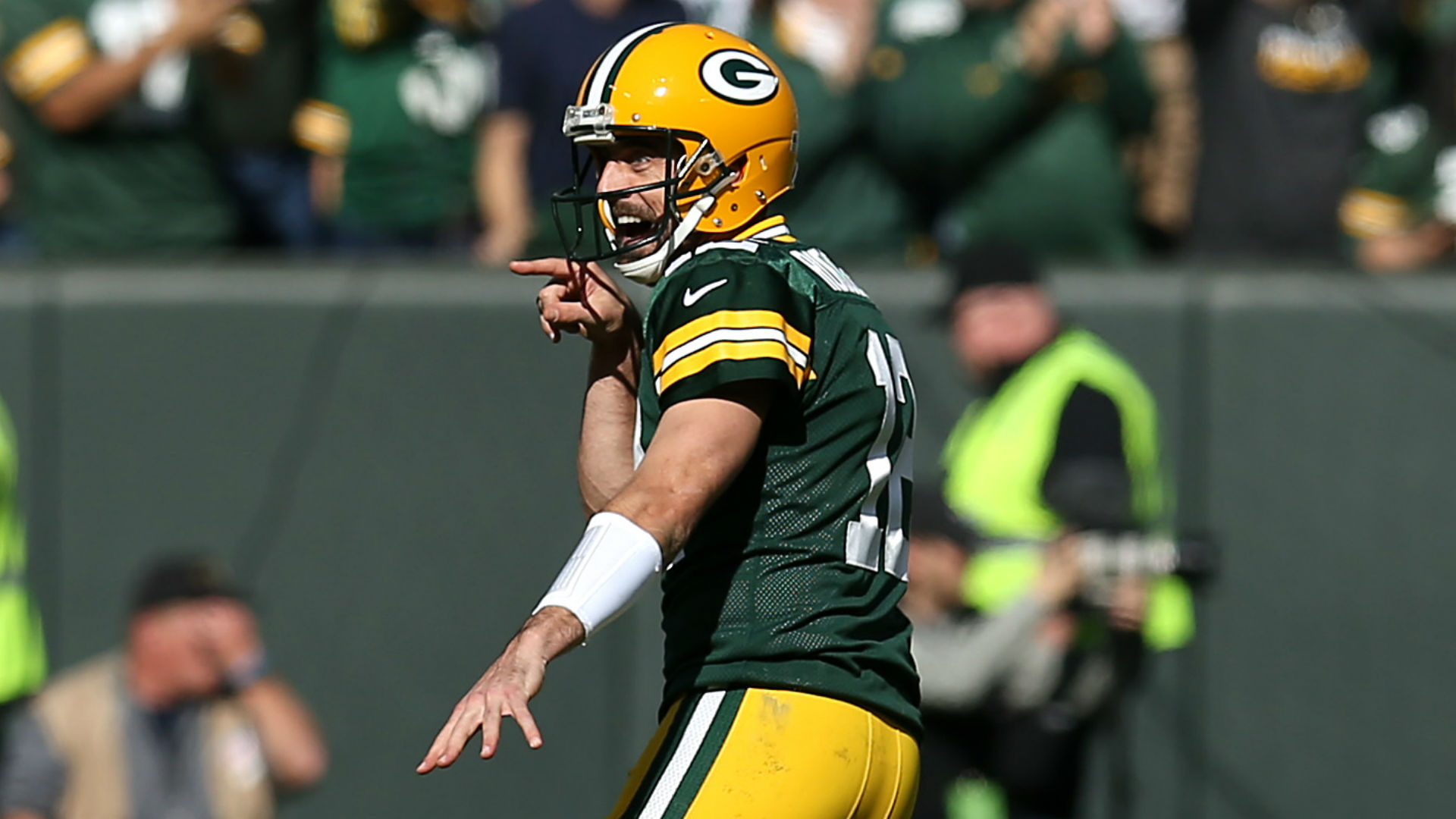 NFL Week 7 Sunday Huddle: Aaron Rodgers puts up big numbers in Packers ...