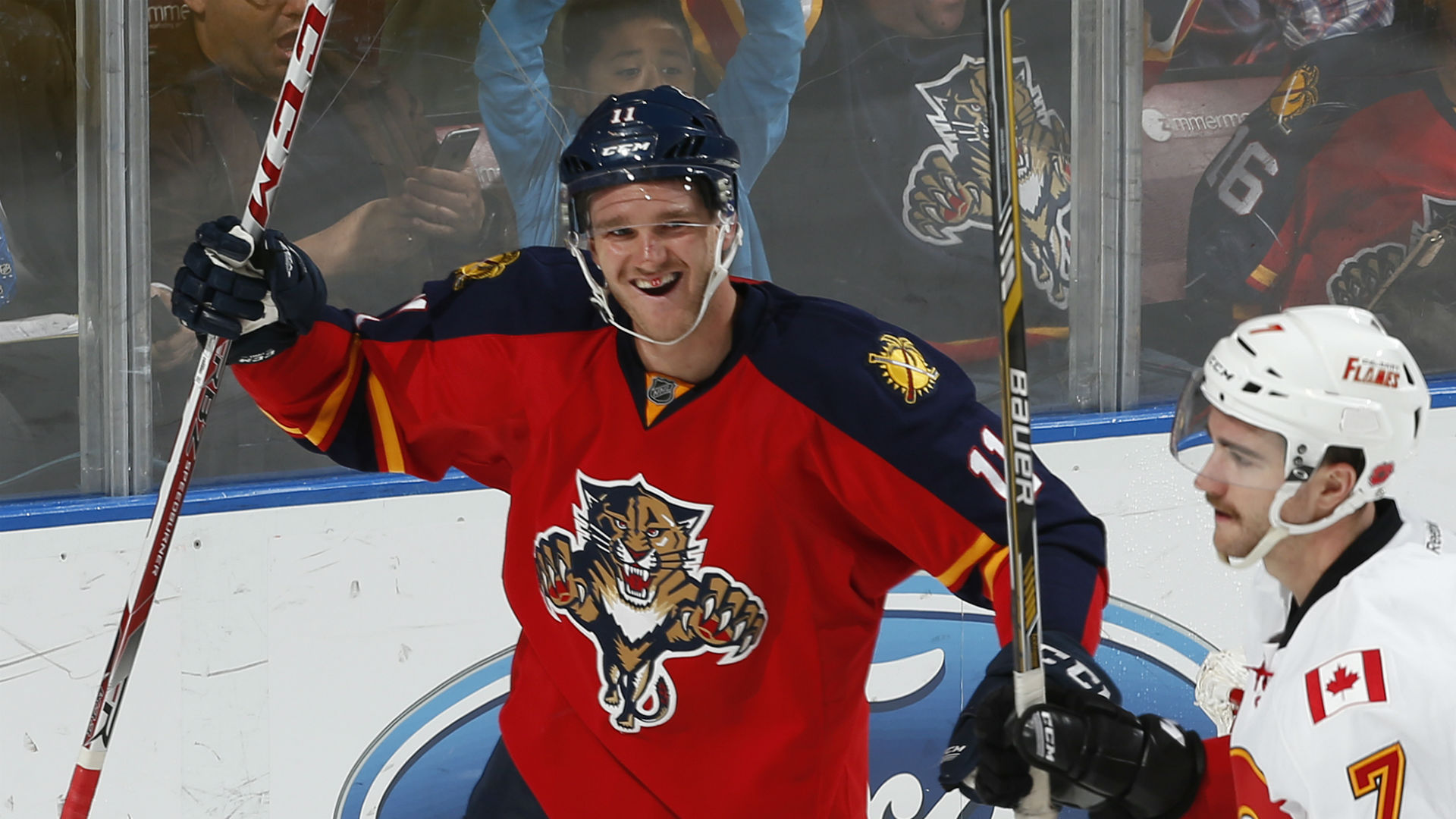 Panthers extend Huberdeau | Sporting News Australia