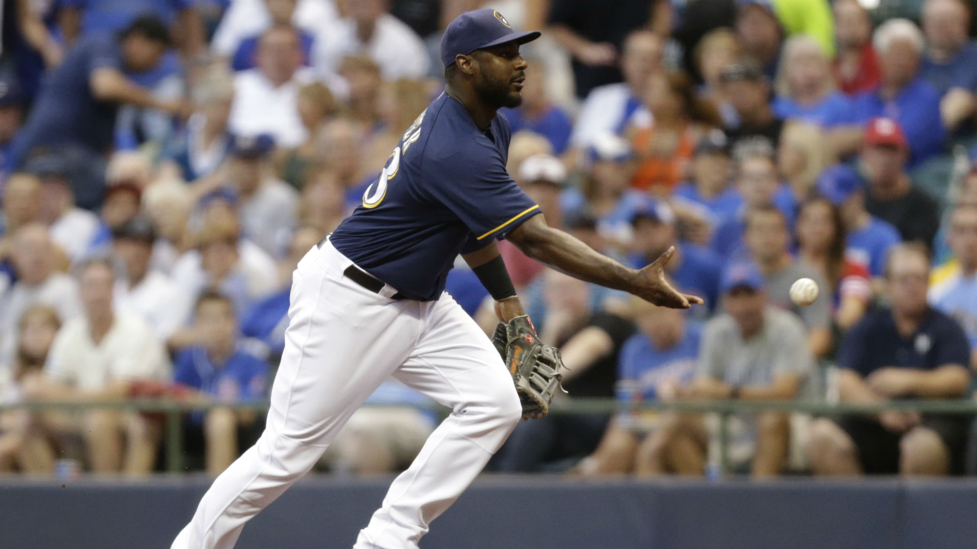 Chris Carter turns triple play | Sporting News