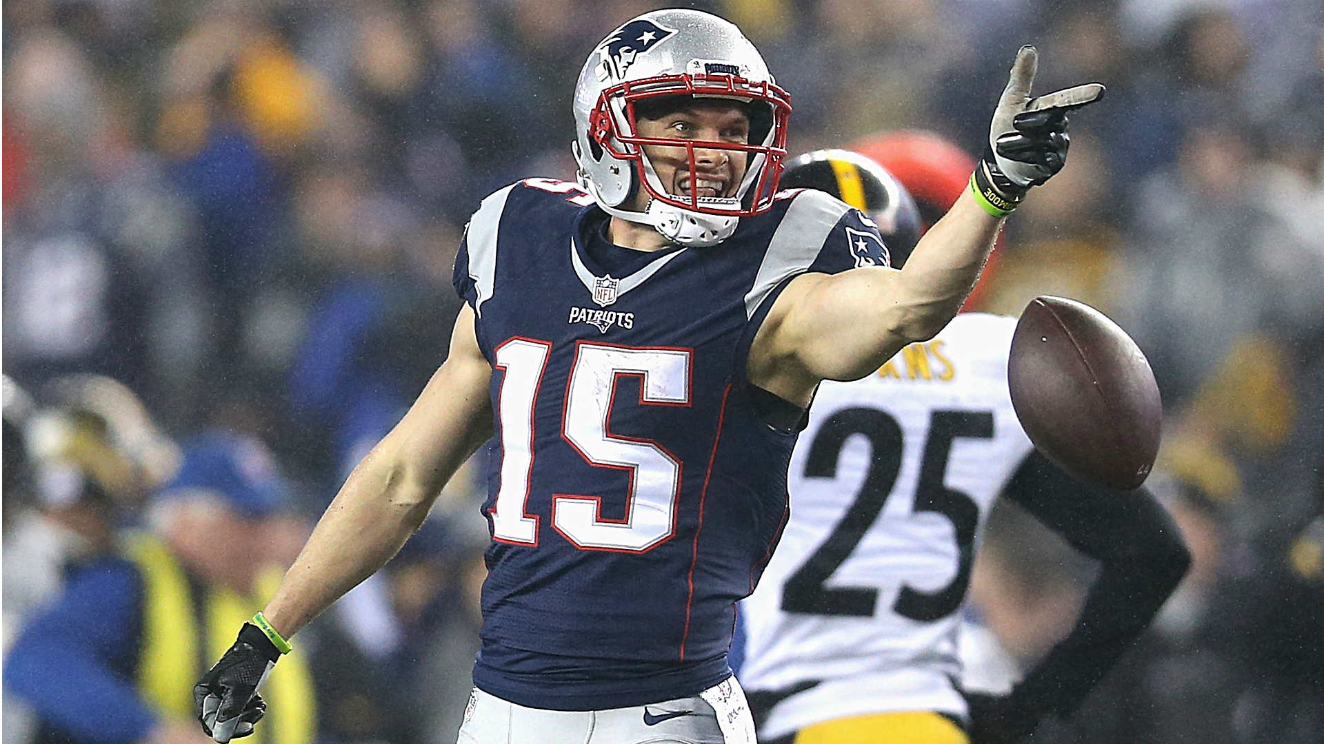 Chris Hogan will return Saturday | Sporting News Canada
