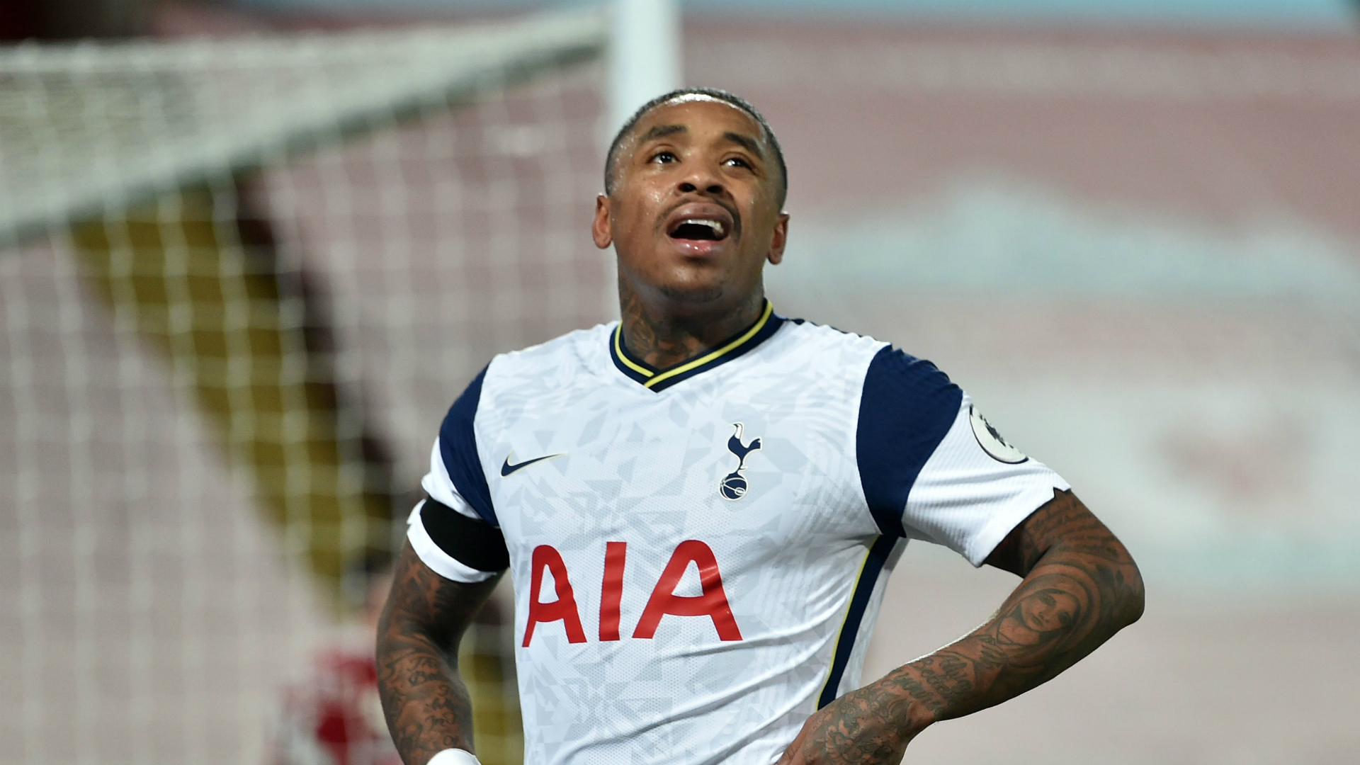 'He's one of my boys' - Spurs boss Mourinho leaps to Bergwijn defence ...