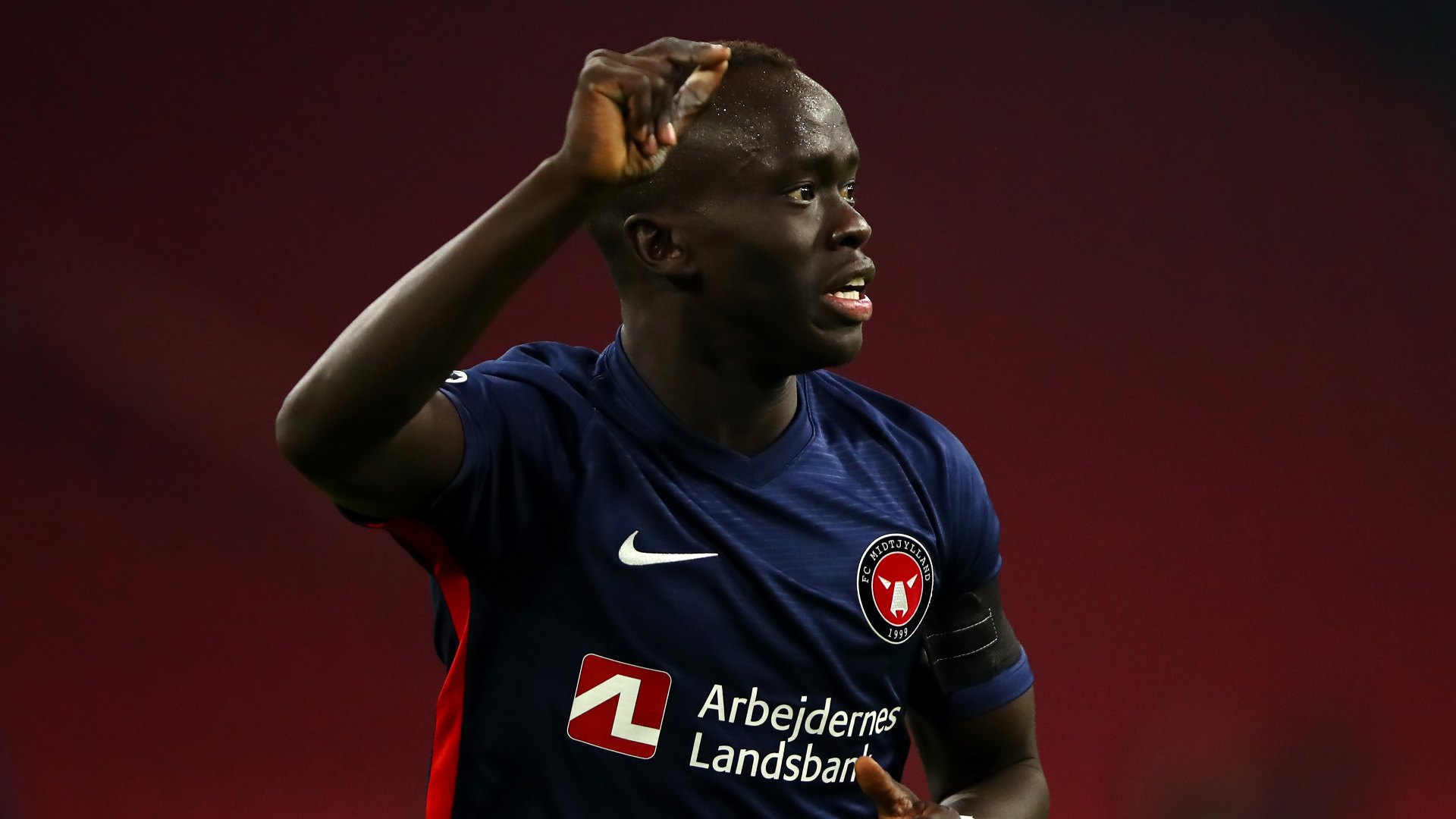 Socceroo star Awer Mabil scores stoppage-time winner for FC Midtjylland ...