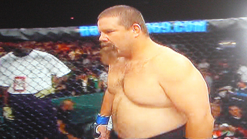 Former UFC fighter named 'Tank' calls out Rousey | Sporting News Australia