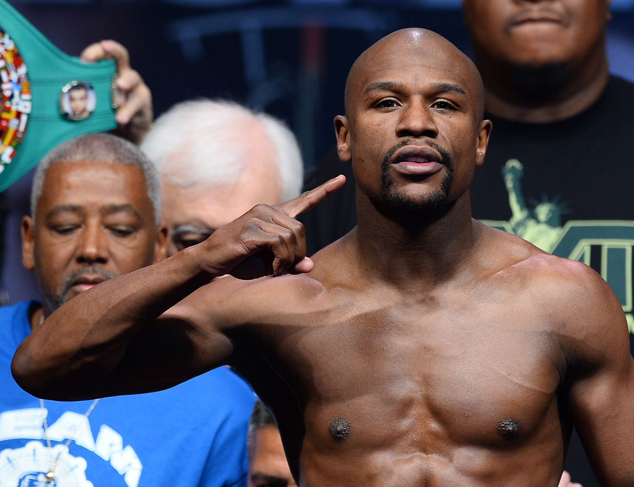 Mayweather wins Fight of the Century | Sporting News Australia